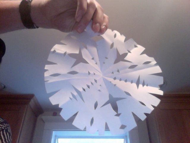 How to Make the Best Paper Snowflakes! : 10 Steps - Instructables