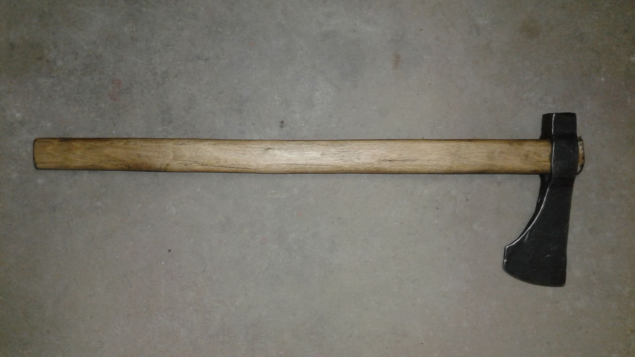 Hand Made Axe : 4 Steps - Instructables