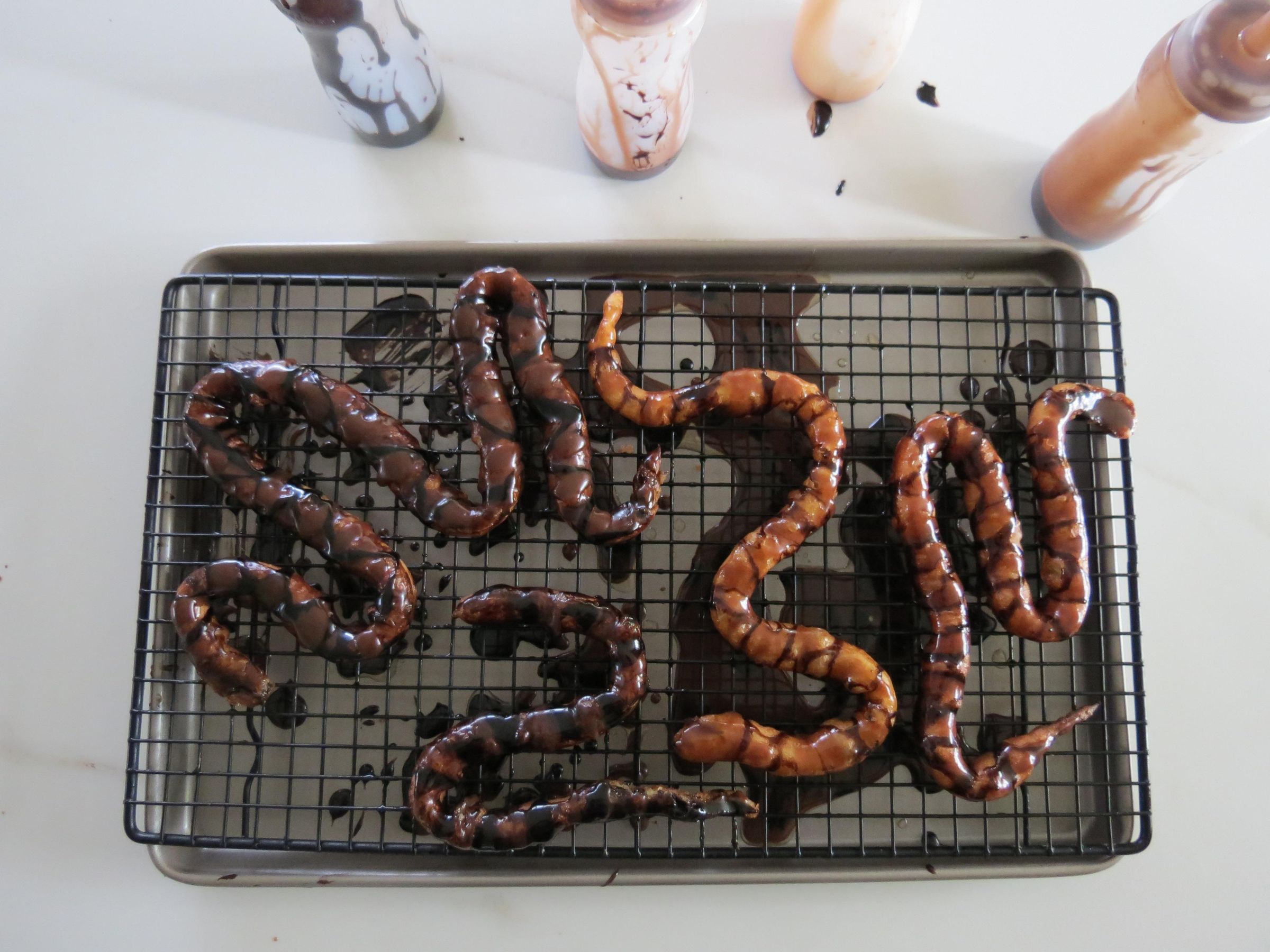 Chocolate Glazed SNAKE CHURROS : 8 Steps (with Pictures) - Instructables