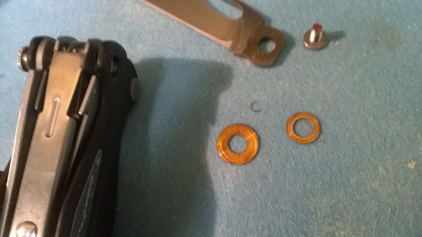 Leatherman Charge UK Legal - Disable Liner Lock (with Pictures ...