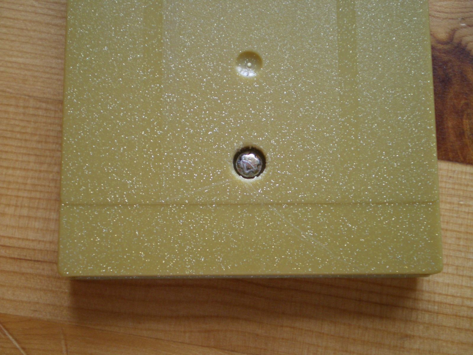 How to Replace the Battery in a Pokemon Gold/silver Gameboy Cart : 4 ...