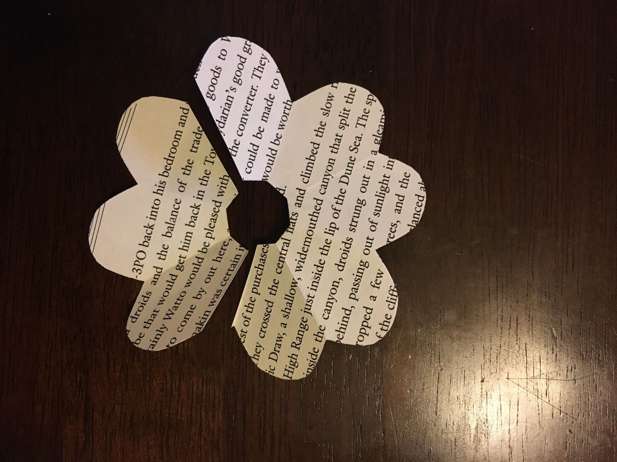 How to Make Book Page Flowers : 7 Steps (with Pictures) - Instructables
