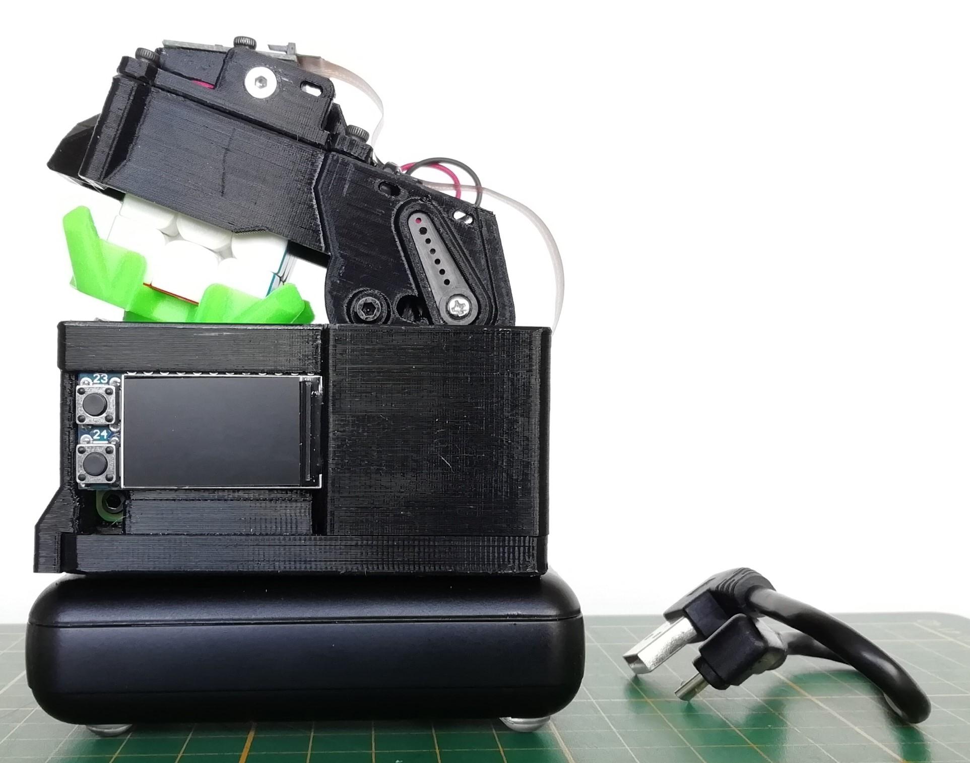 DIY the World's Smallest Rubik's Cube Solver Robot : 13 Steps (with ...