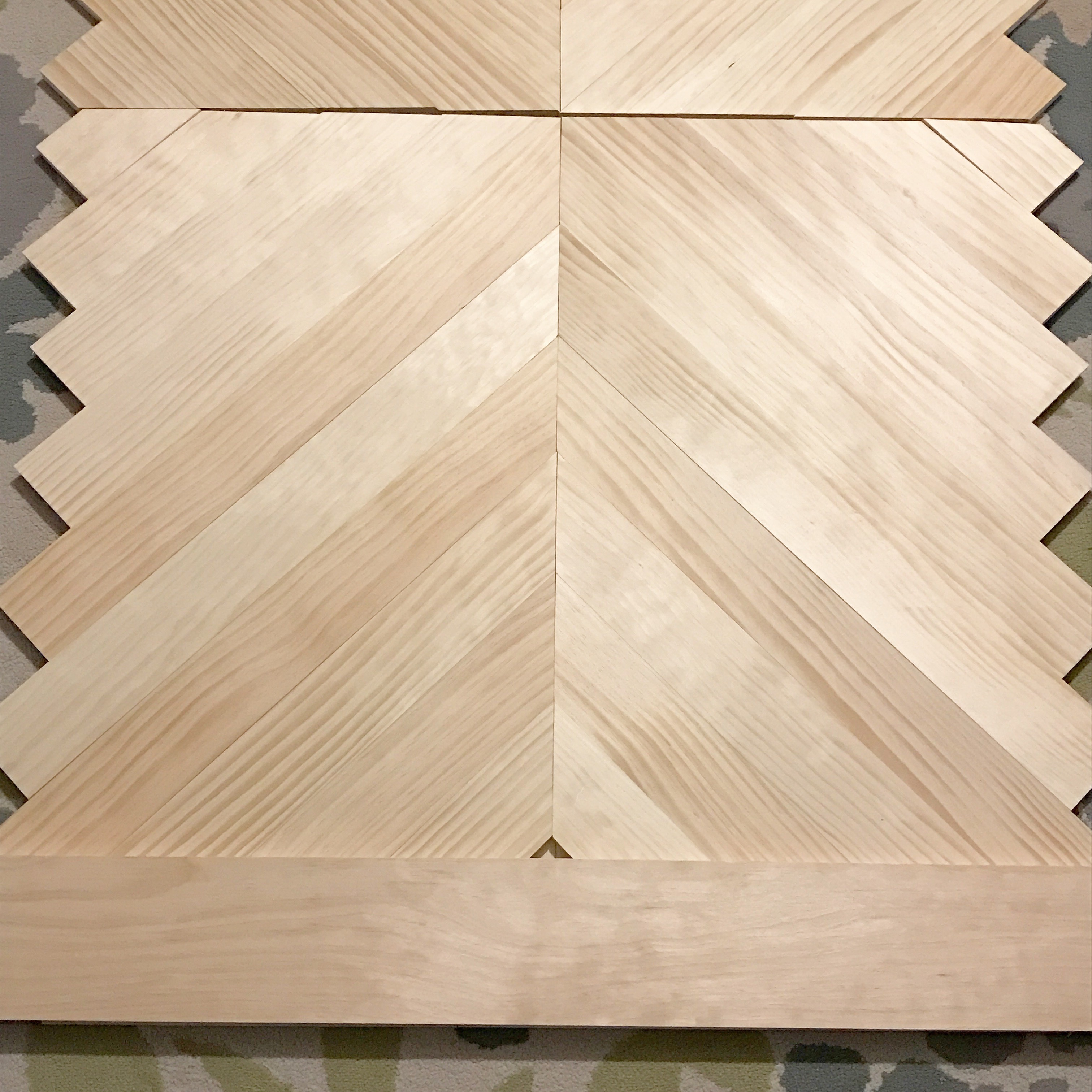 Folding Chevron Farm Table : 8 Steps (with Pictures) - Instructables