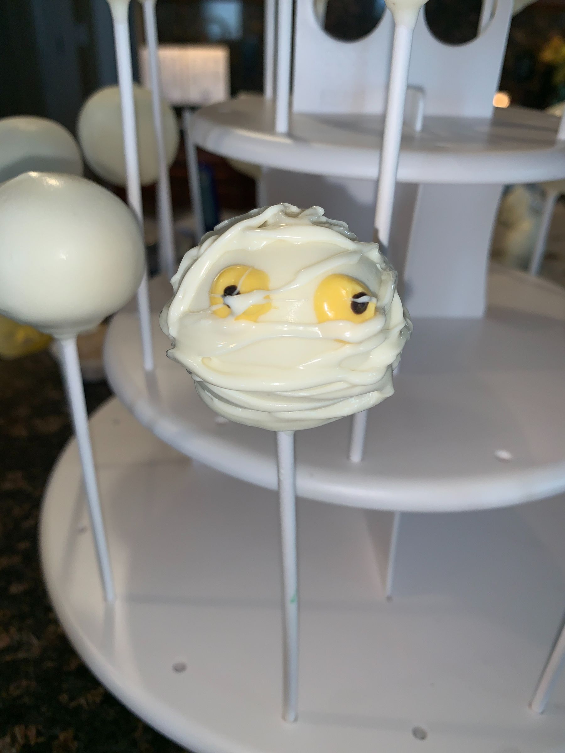 Mummy Cake Pops : 9 Steps - Instructables