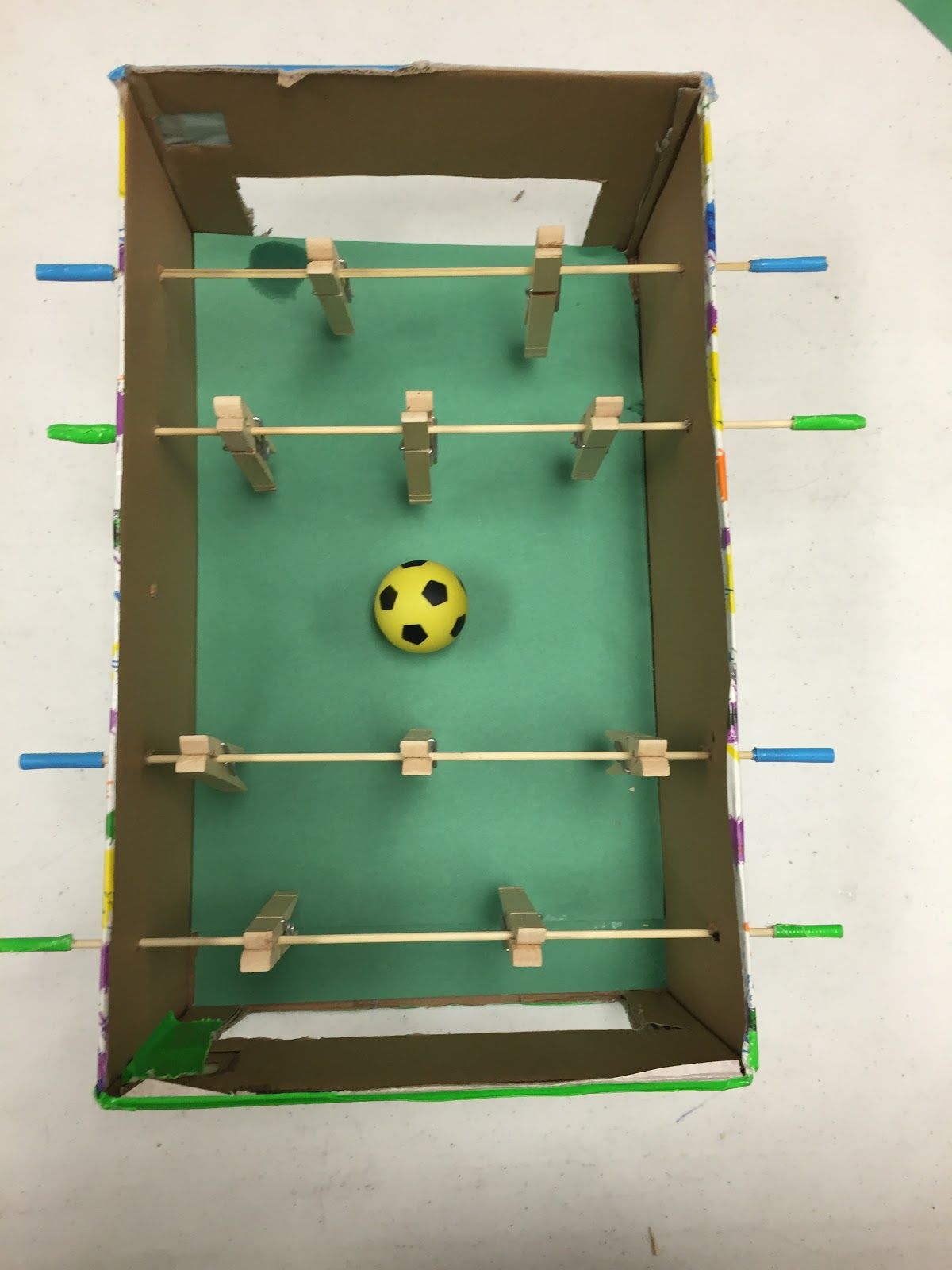 Shoebox Foosball Table! : 12 Steps (with Pictures) - Instructables