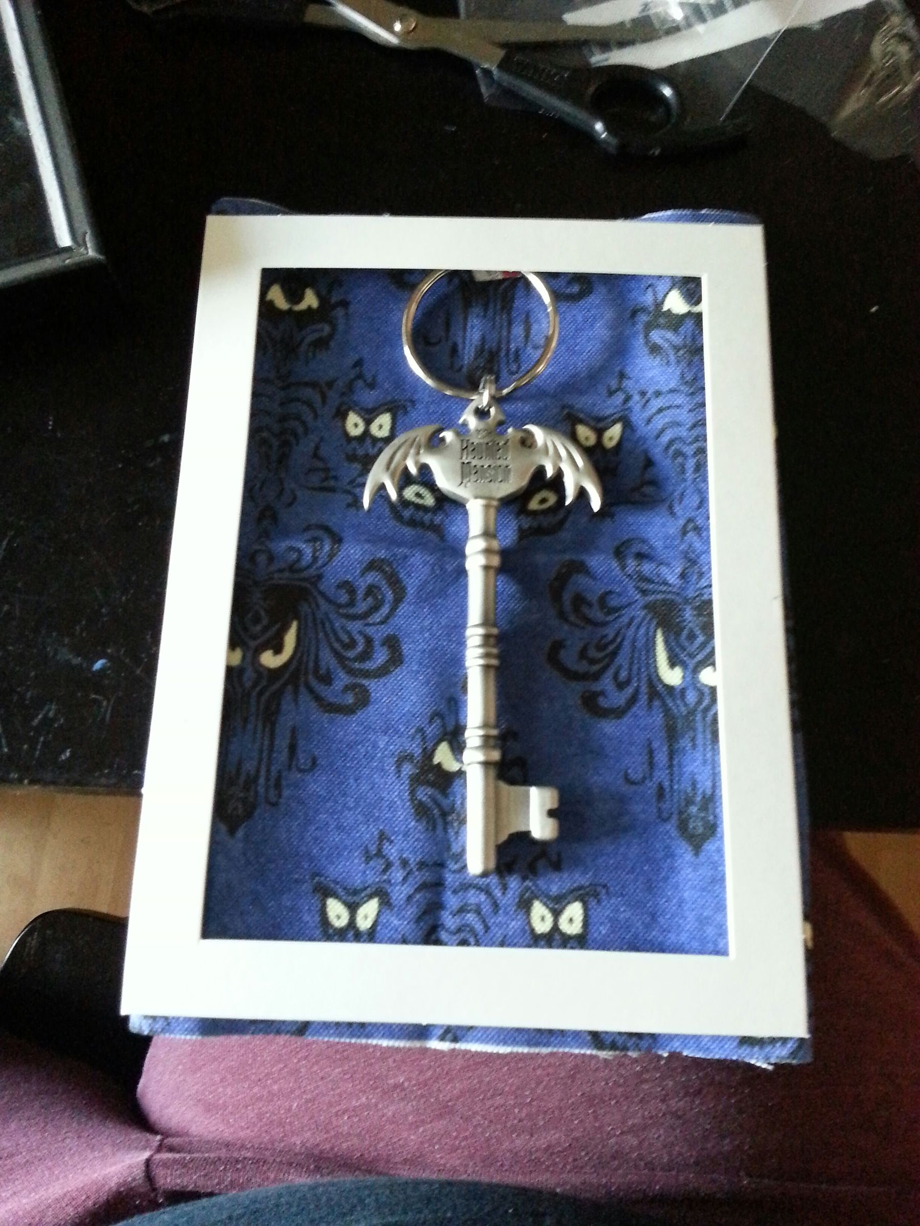 Haunted Mansion Key Portrait : 4 Steps - Instructables
