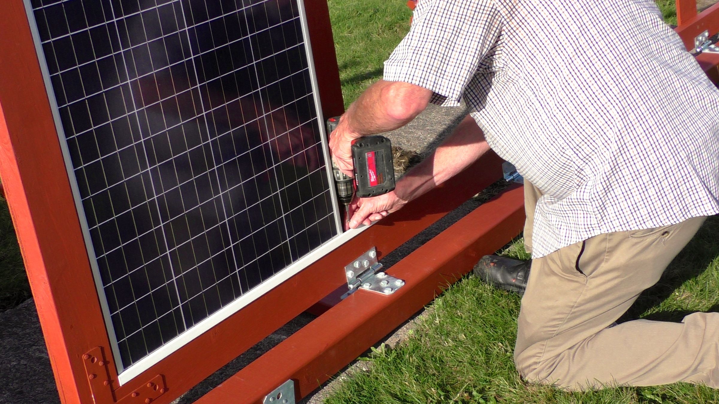 Ground Mounted Solar Panels With Adjustable Angles : 7 Steps (with ...