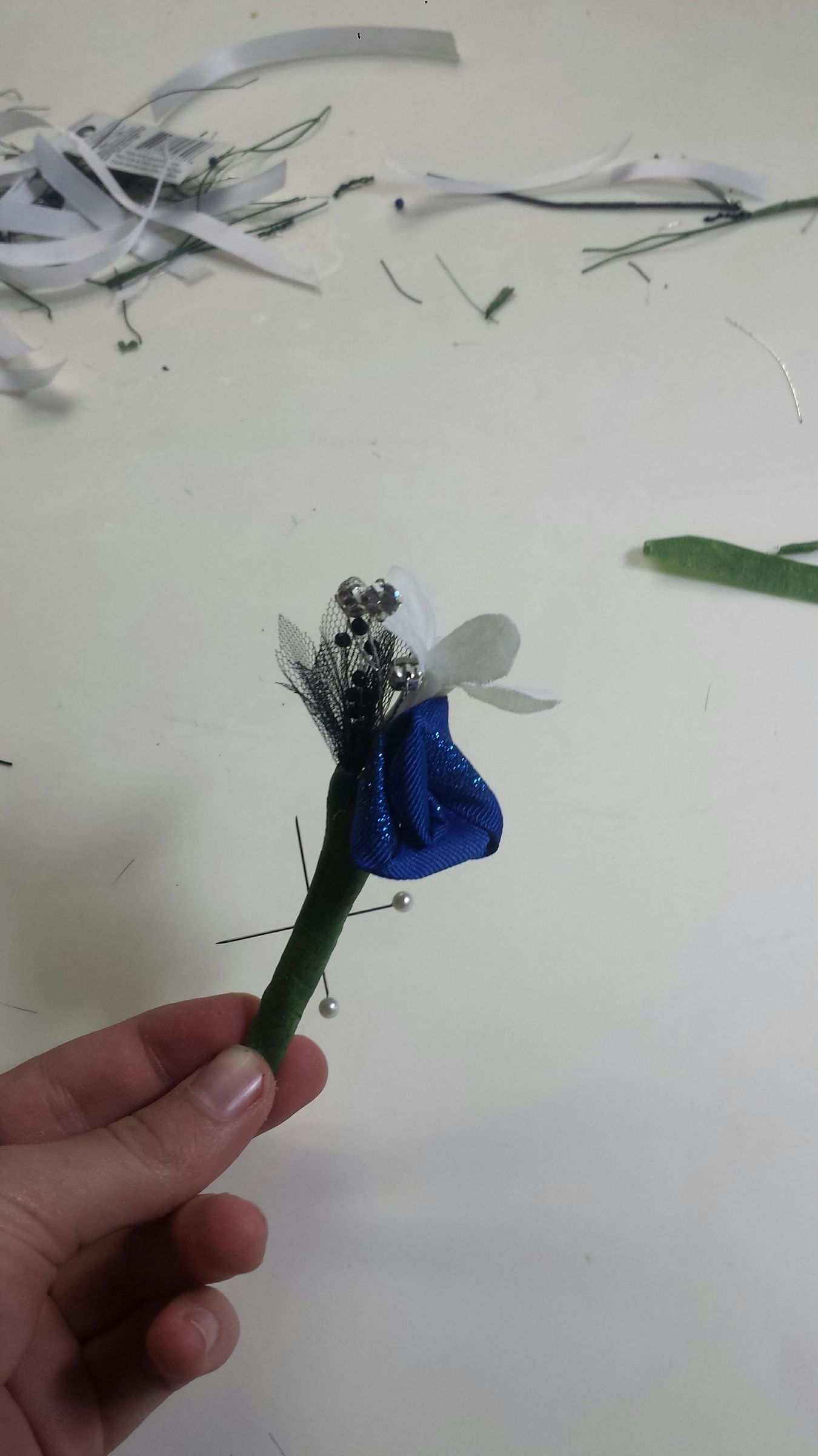 Corsage and Boutonniere : 8 Steps (with Pictures) - Instructables