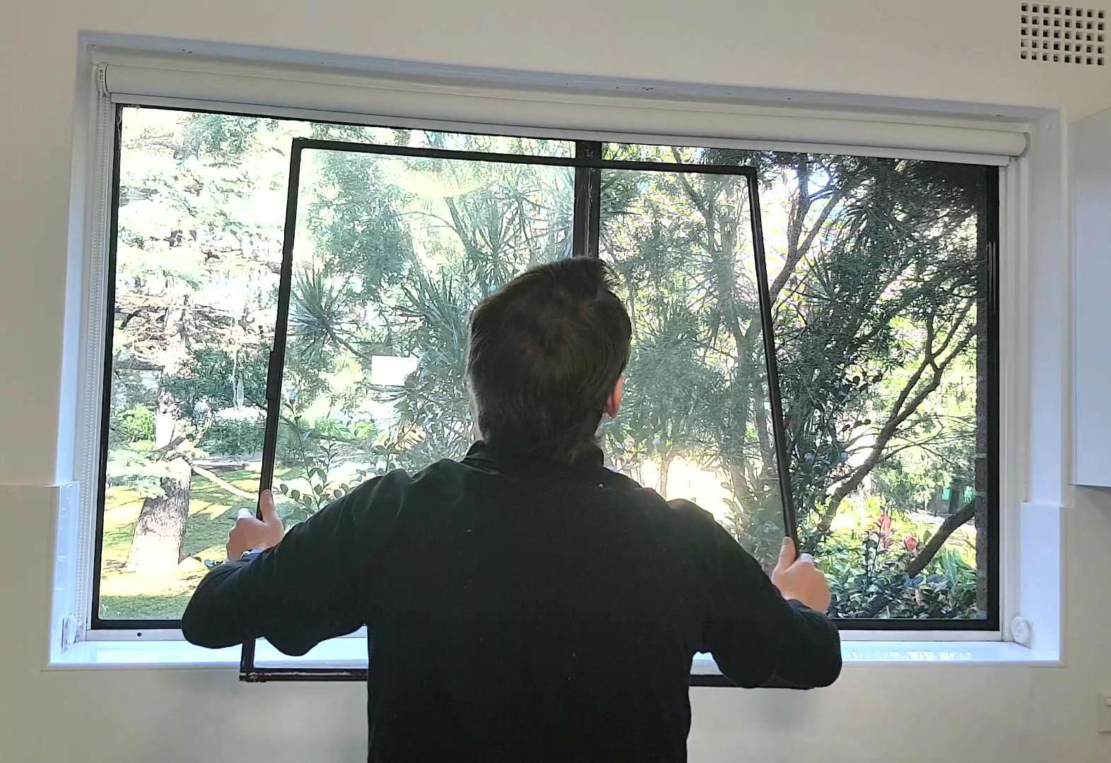 Fixing Sliding Aluminium Windows : 5 Steps (with Pictures) - Instructables