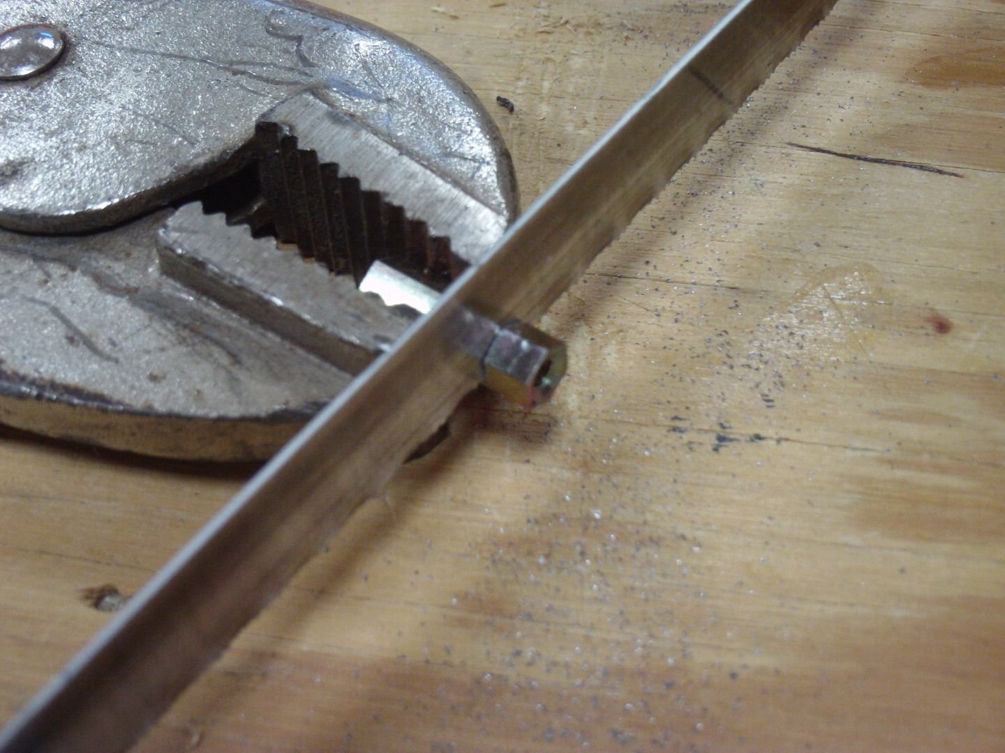 Repair a Broken Toshiba Laptop Hinge : 8 Steps (with Pictures ...