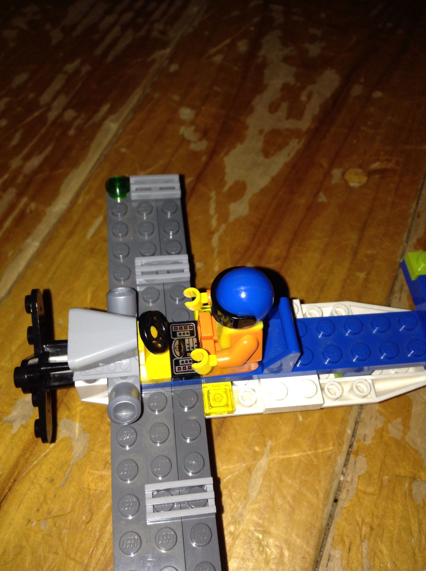 Lego Underwing Plane : 10 Steps - Instructables