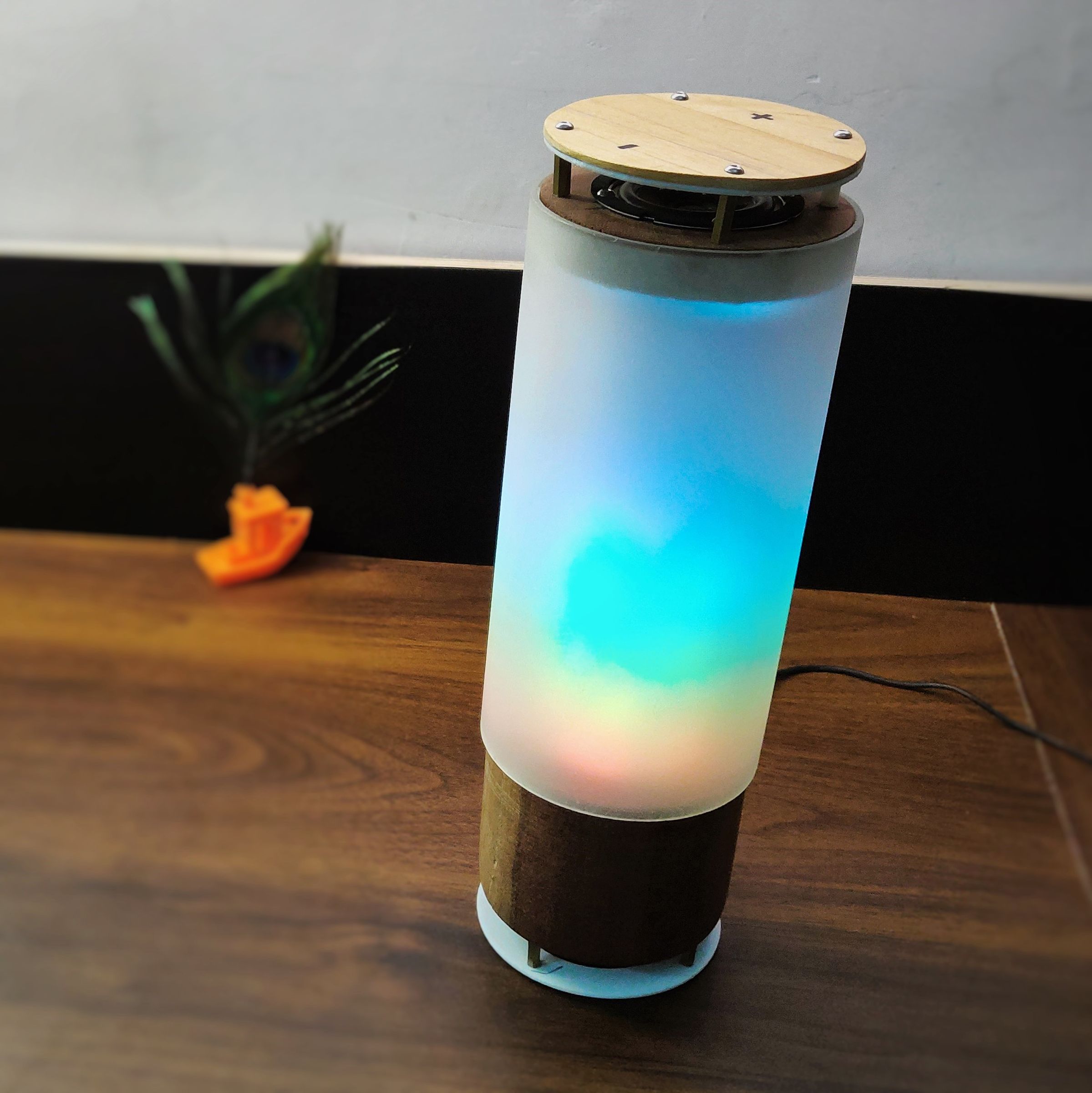 Desk Bluetooth Speaker With Audio Visualisation, Touch Buttons and NFC ...