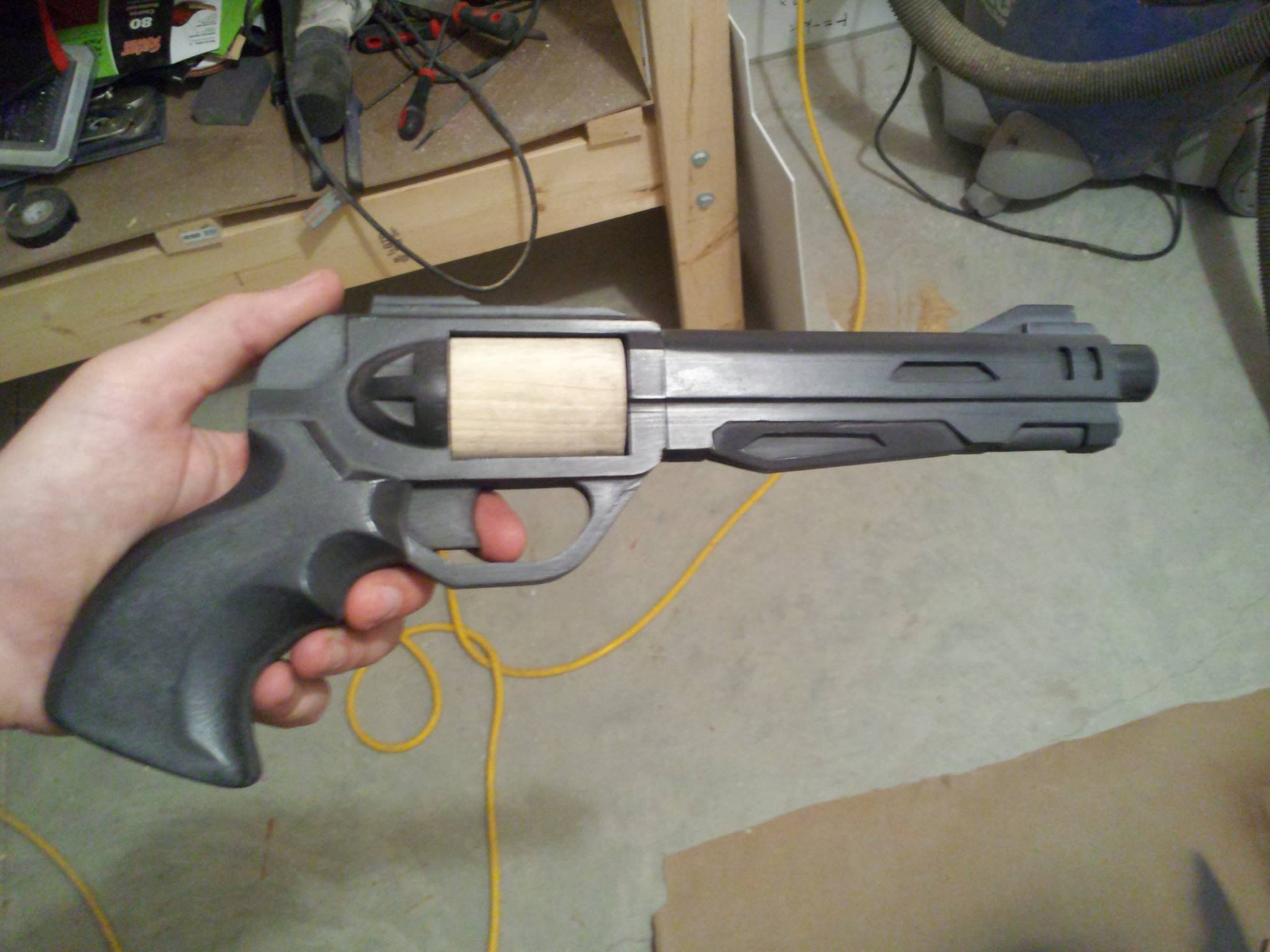 Borderlands 2 Jakobs Revolver - Modified : 4 Steps - Instructables
