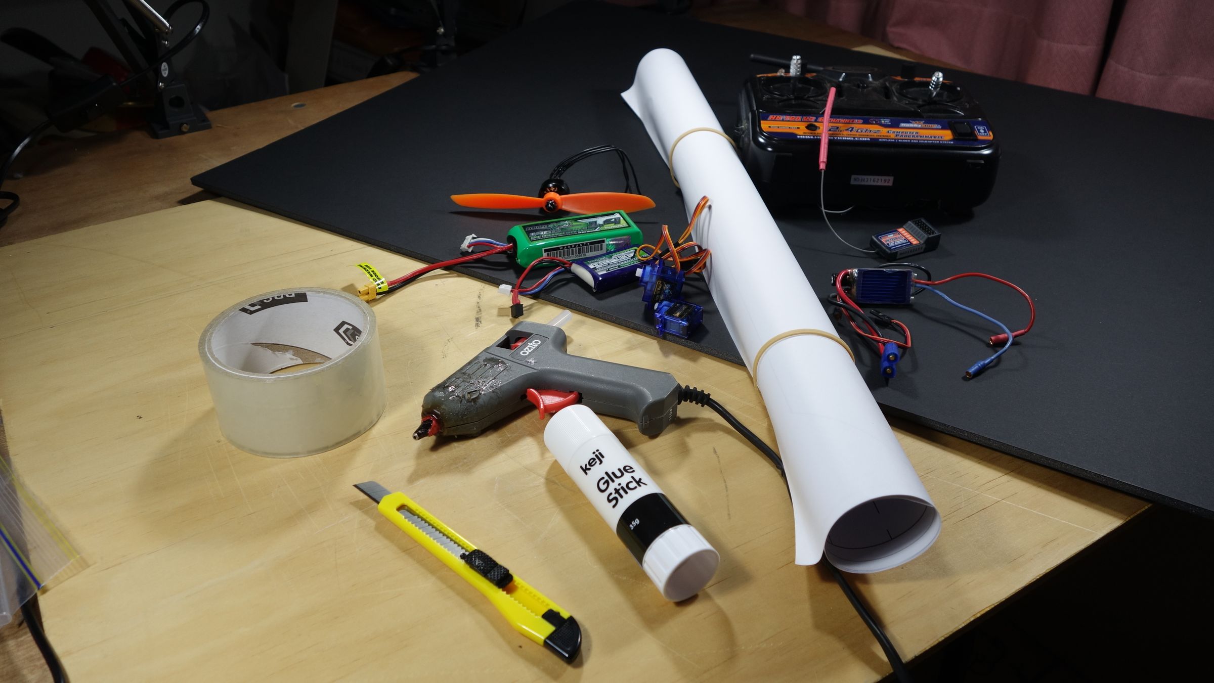 EZ-Pelican - Durable, Easy to Build and Fly Radio Control Plane : 21 ...