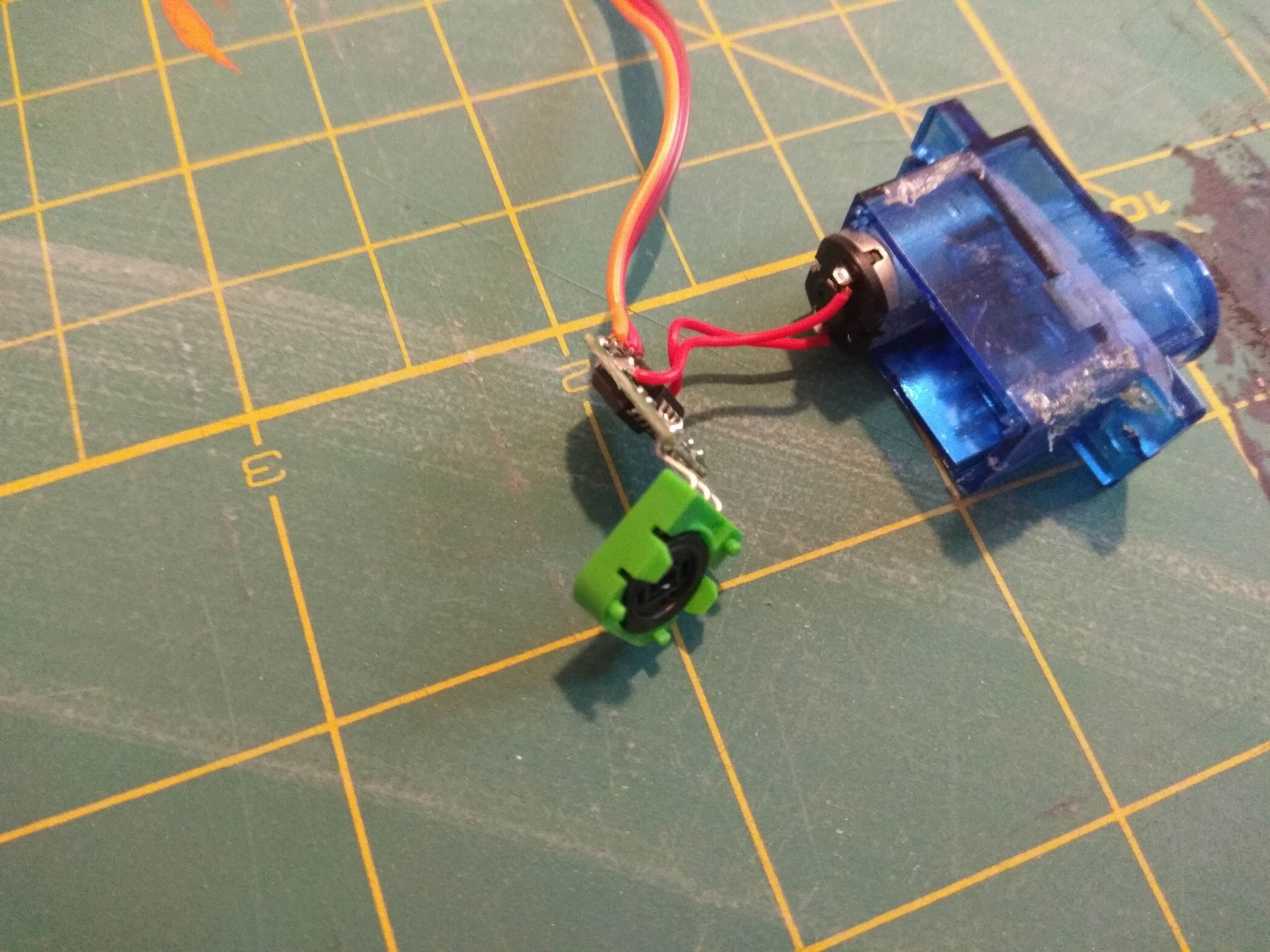 Animatronic Light-Up Sign : 9 Steps - Instructables