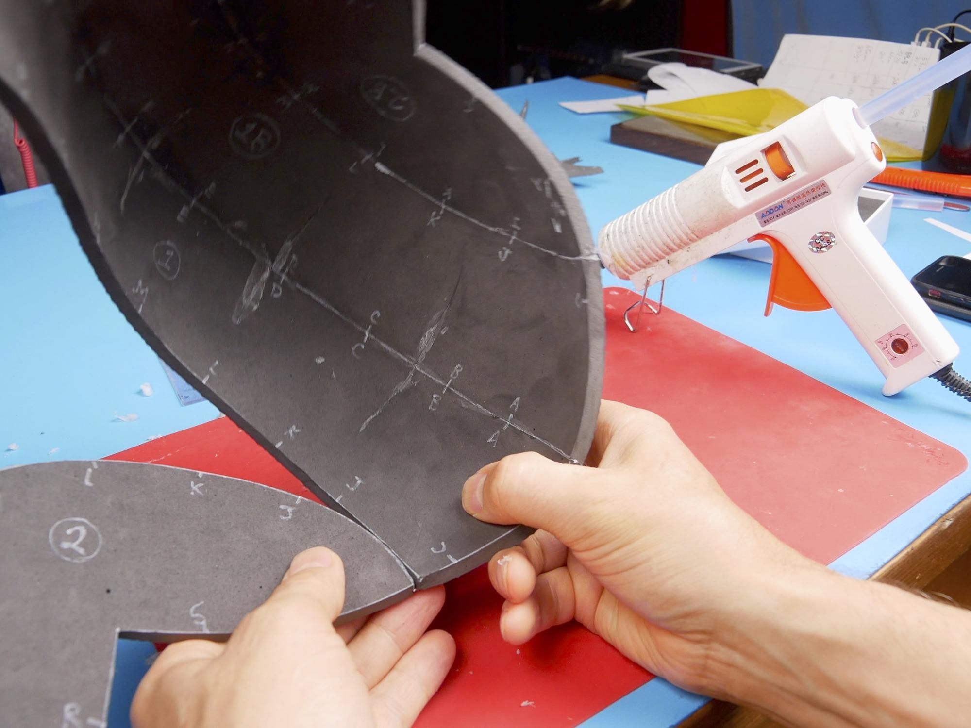 DIY Spartan Helmet Costume From Foam! : 27 Steps (with Pictures ...