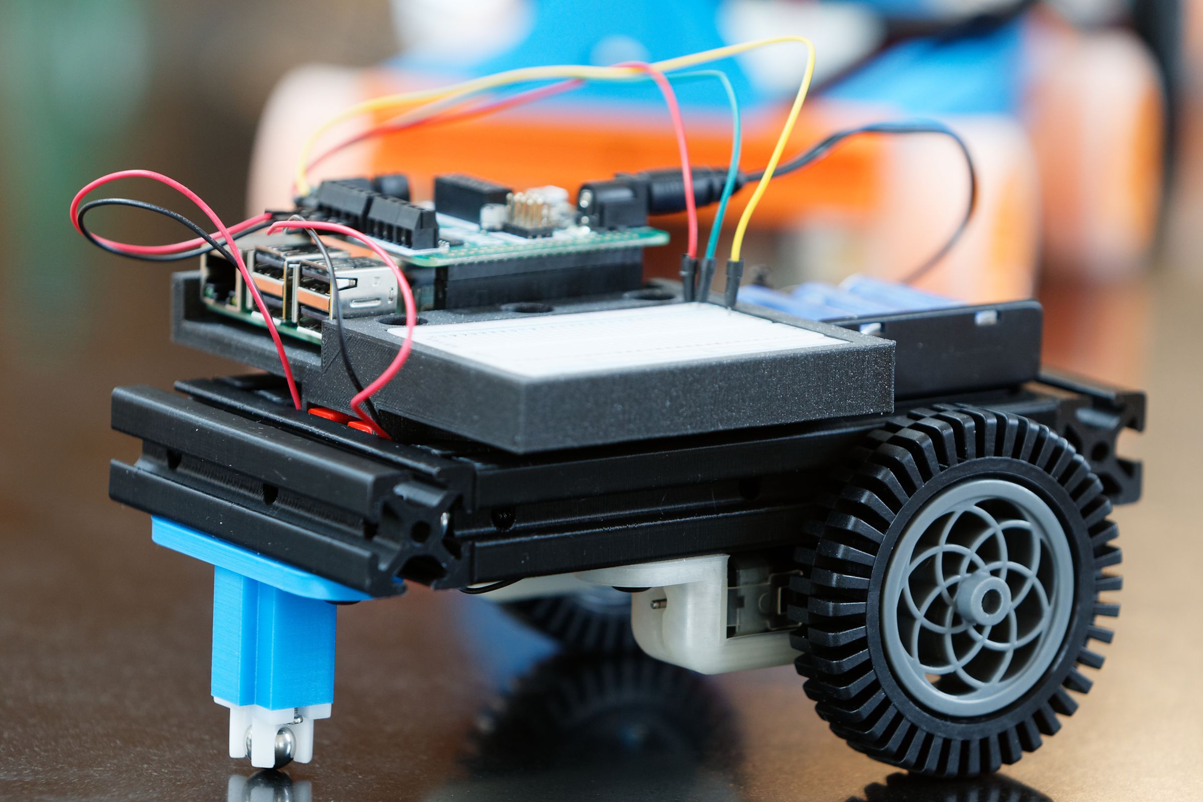 A Simple 3D Printed Robot : 11 Steps (with Pictures) - Instructables