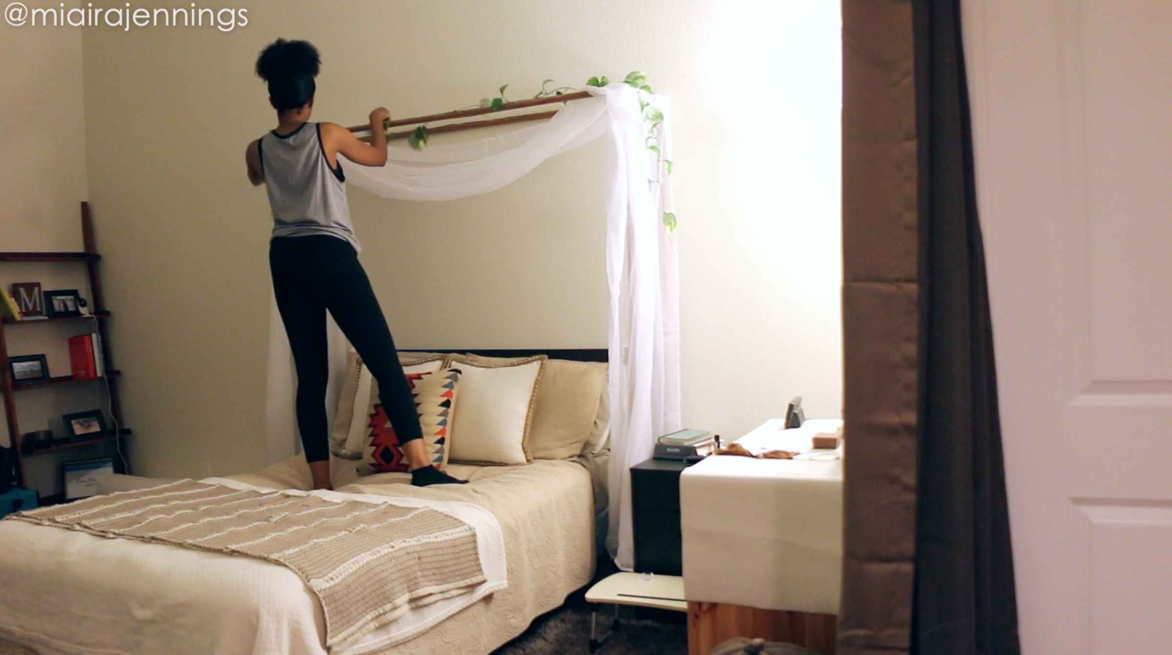 DIY Faux Wood PVC Pipes Bed Canopy : 8 Steps (with Pictures ...