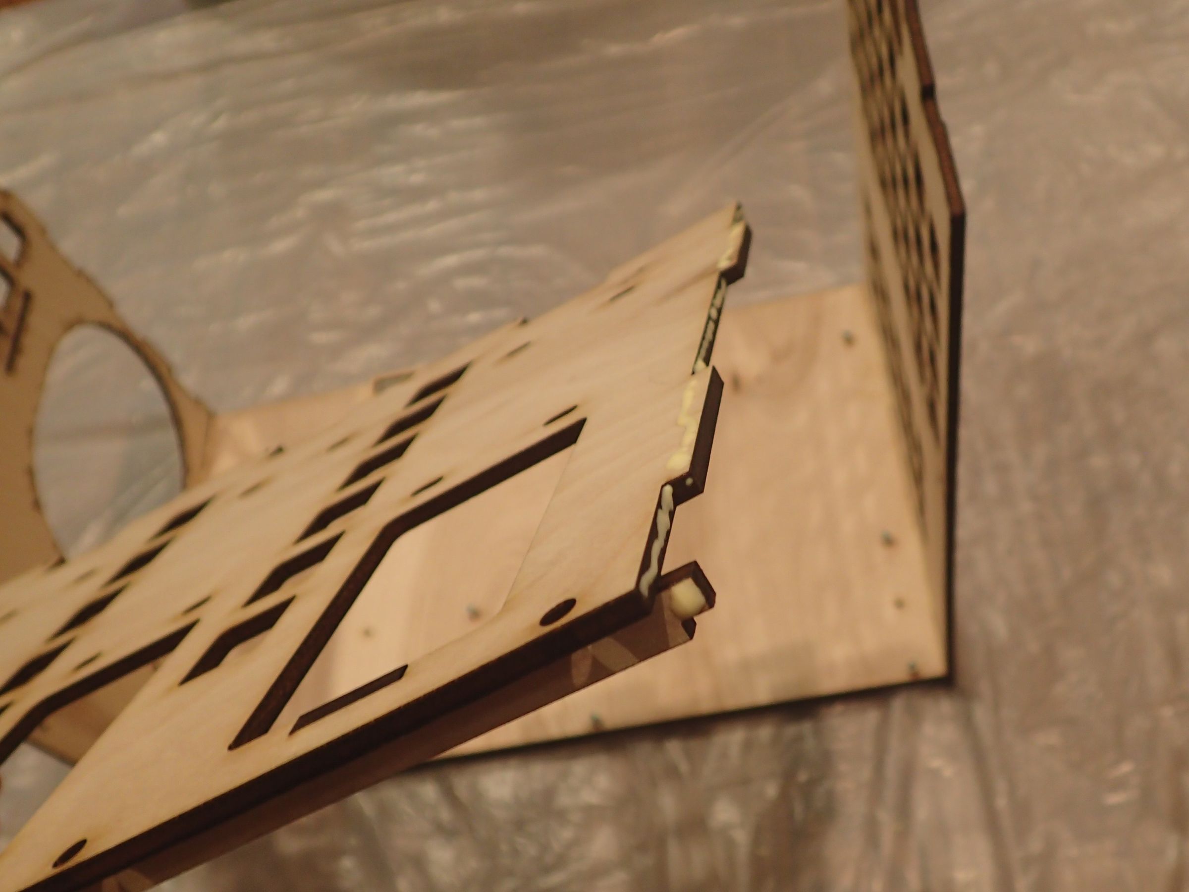 Simple, Stackable GPU Mining Rig : 10 Steps (with Pictures) - Instructables