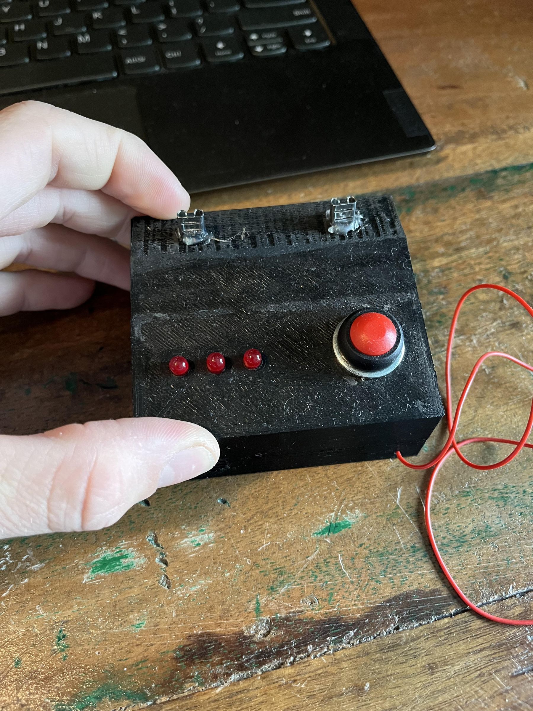 Portable Buzz Wire Game : 8 Steps - Instructables