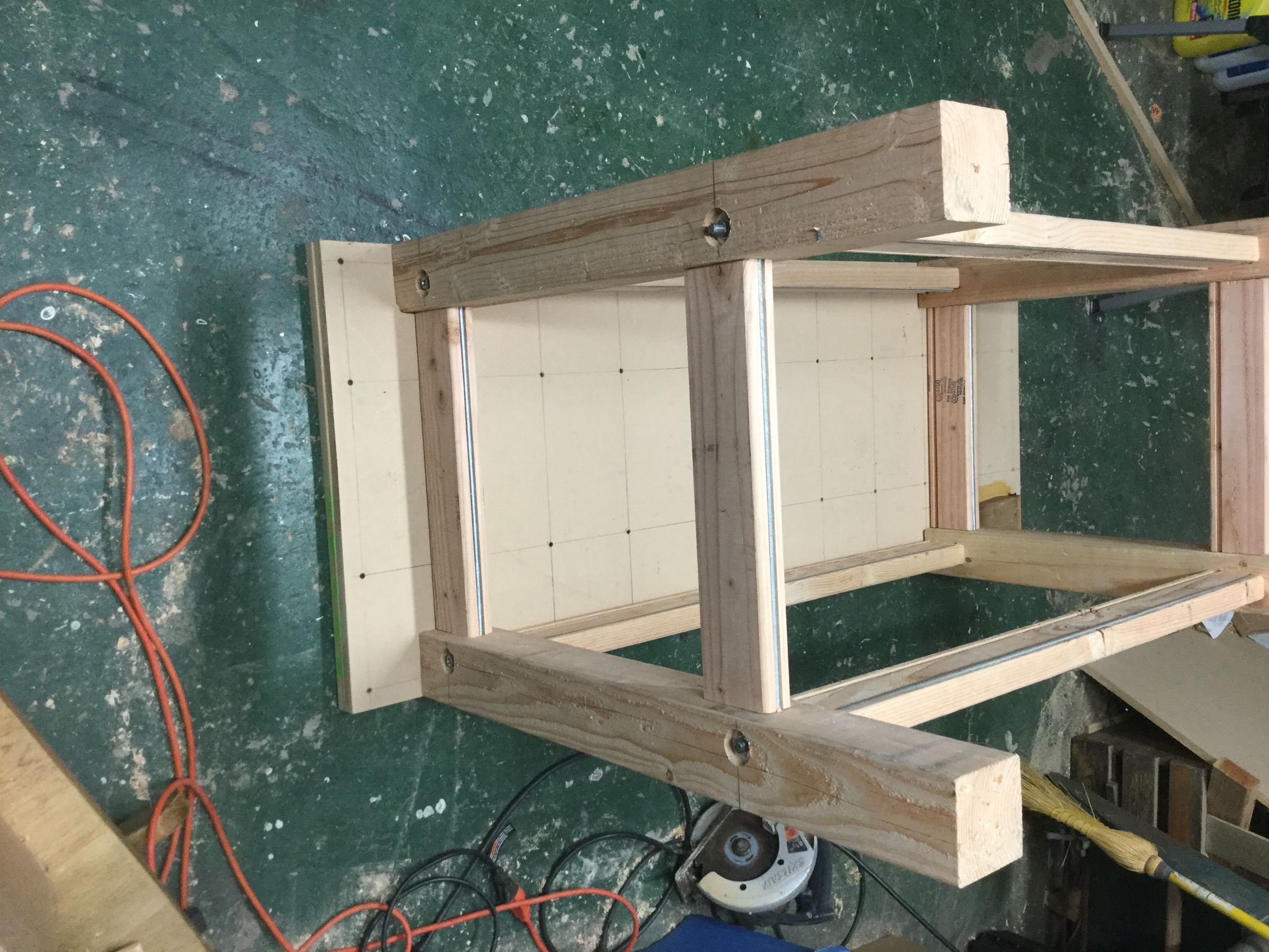 Sturdy Workbench : 12 Steps (with Pictures) - Instructables