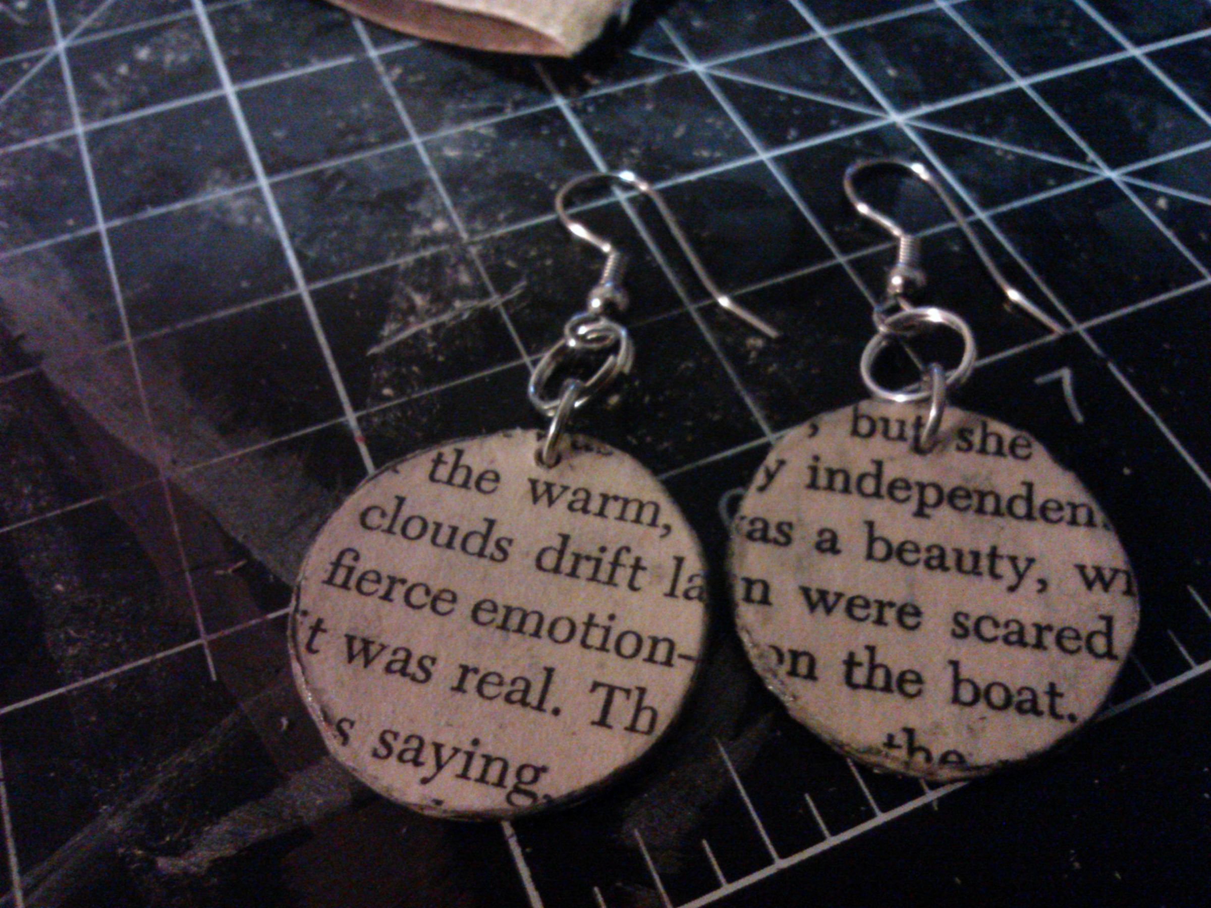 Book Page Earrings : 4 Steps - Instructables