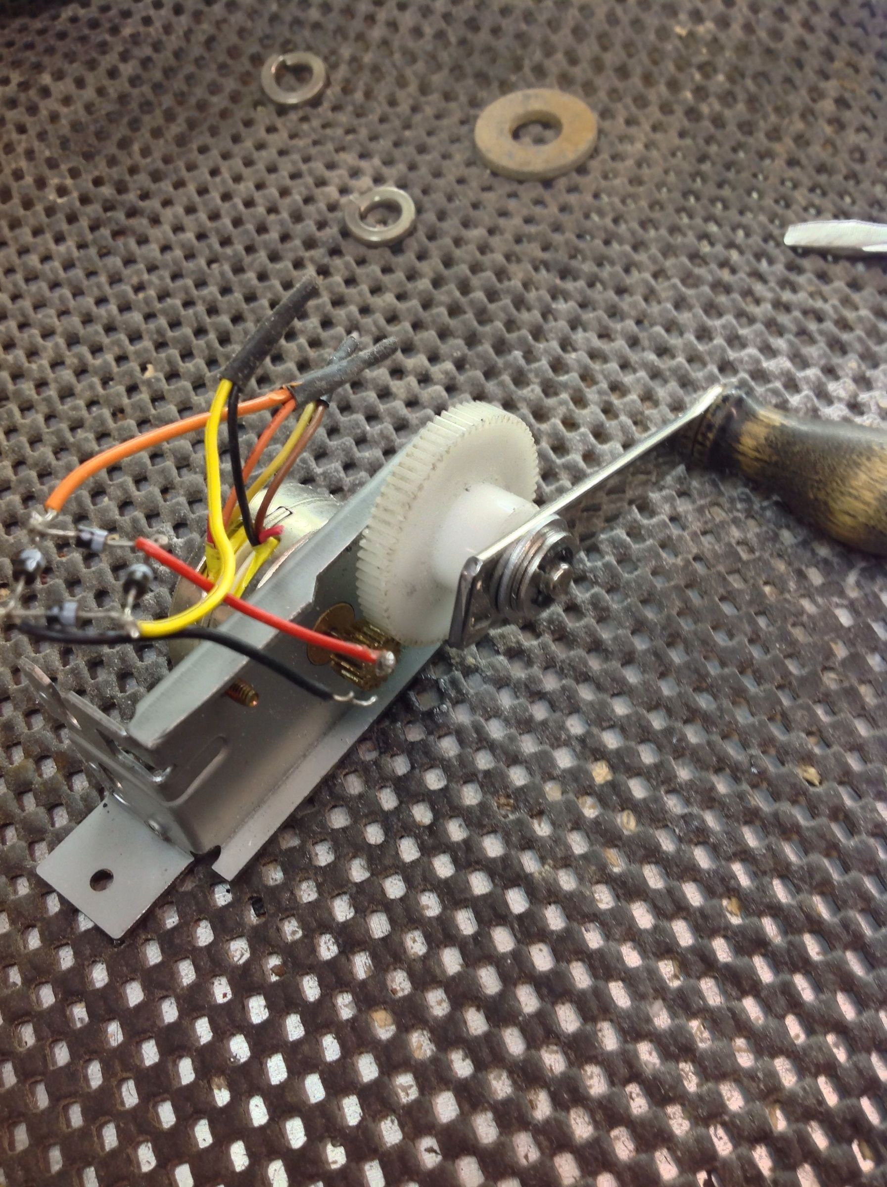 Crank Flash Light : 6 Steps (with Pictures) - Instructables
