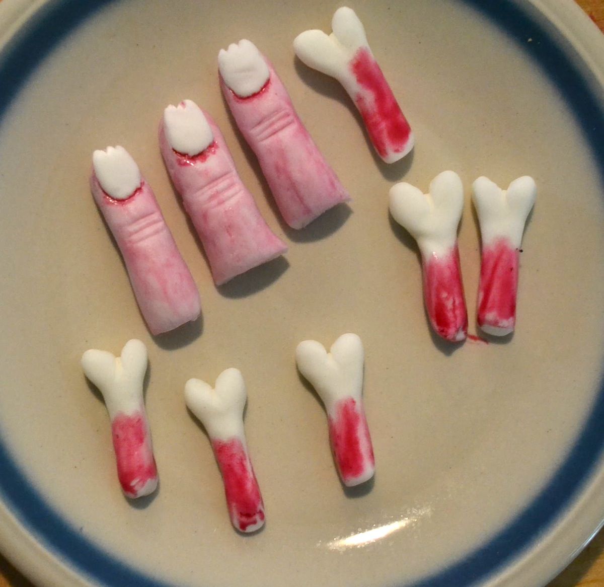ZOMBIE POOP : 12 Steps (with Pictures) - Instructables