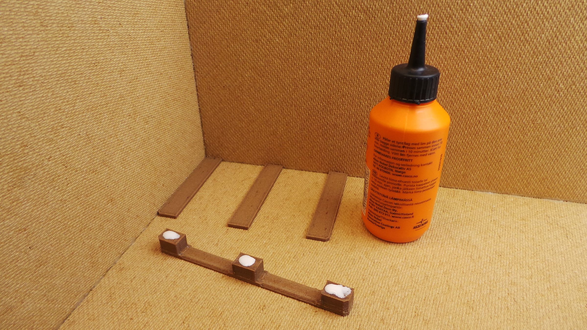 3D-printed Scale Model of EUR Pallet (made of Wood-based Filament) : 6 ...