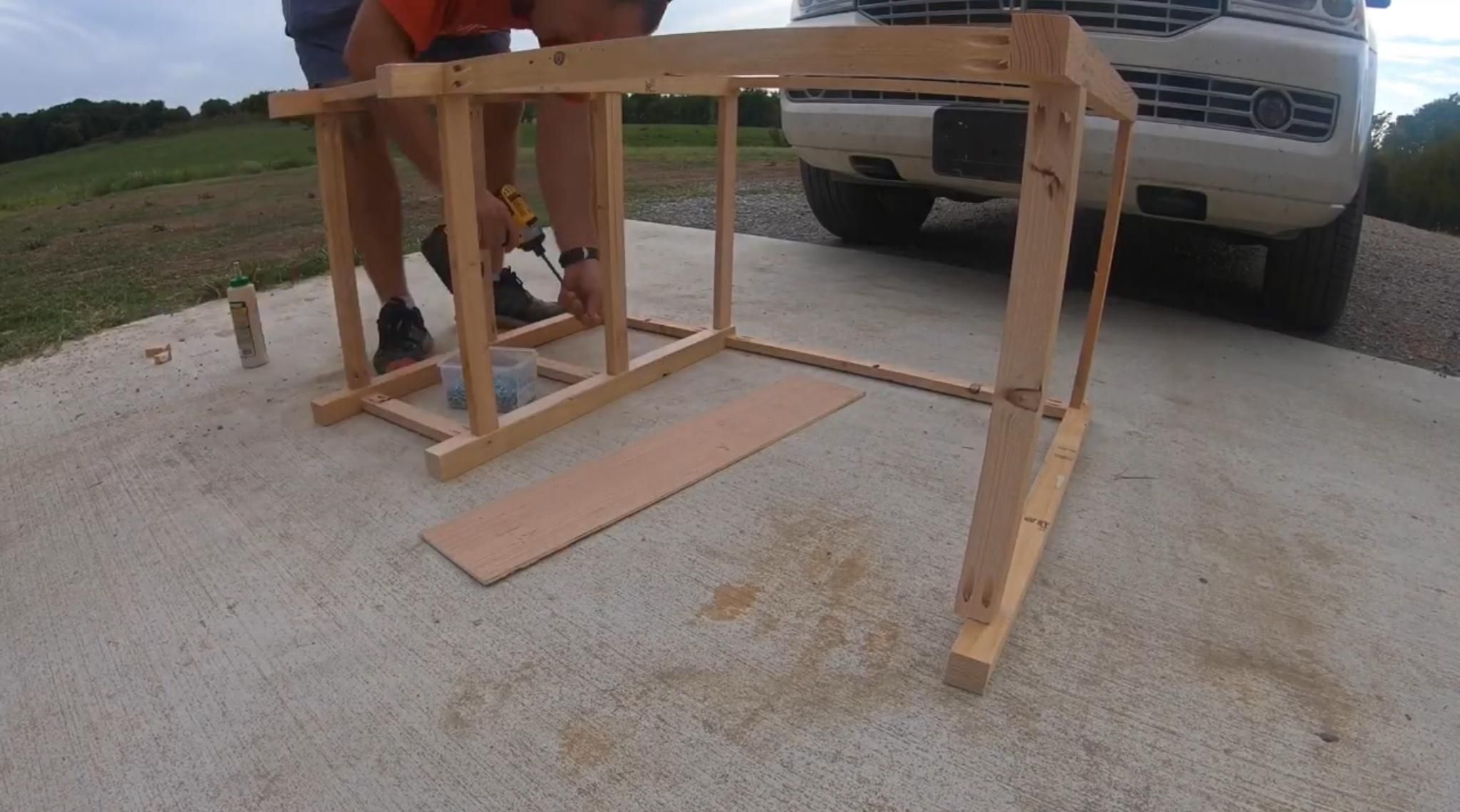How to Build a Small Desk : 14 Steps (with Pictures) - Instructables