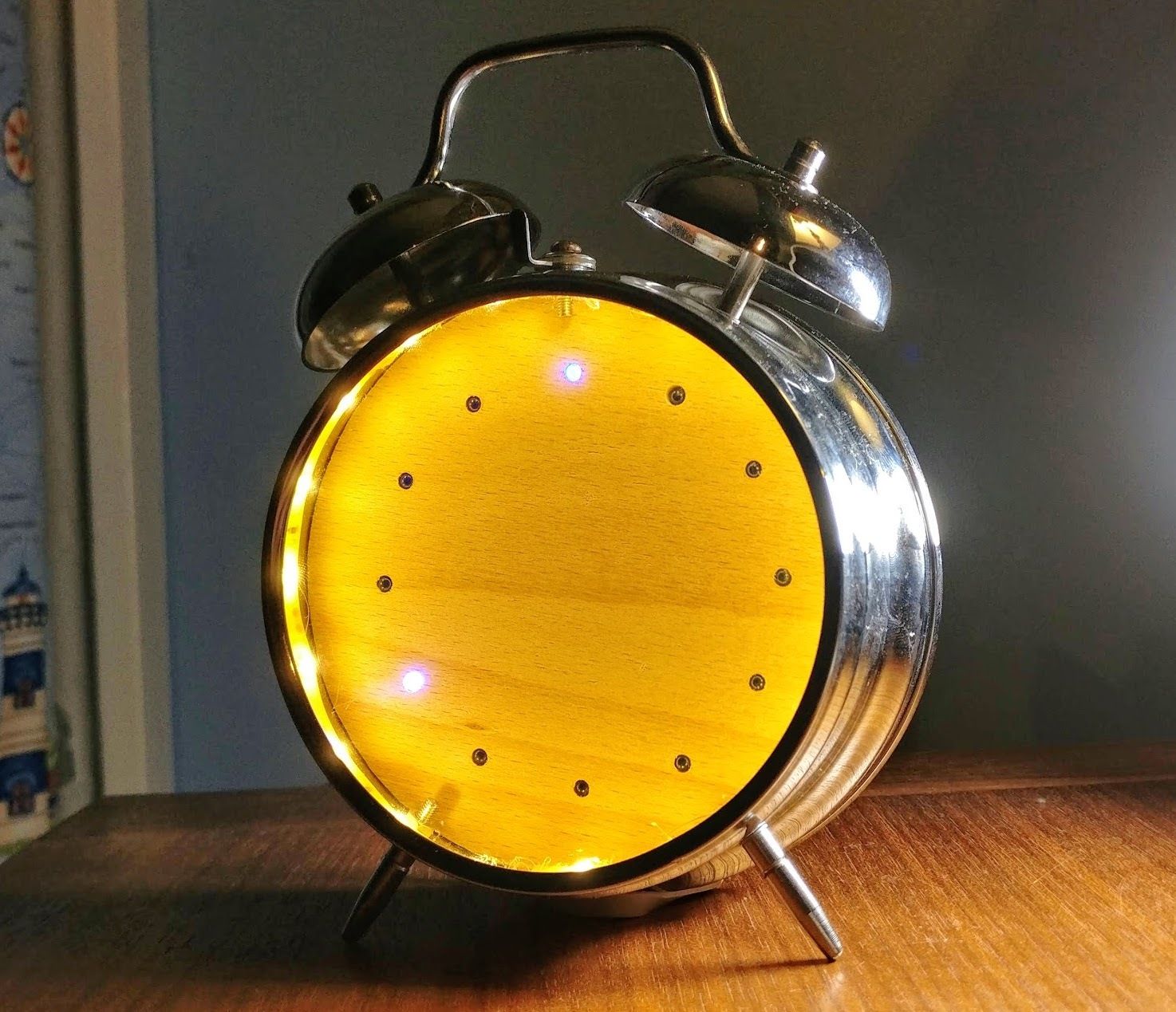 Upcycled Alarm Clock Smart Light : 8 Steps (with Pictures) - Instructables
