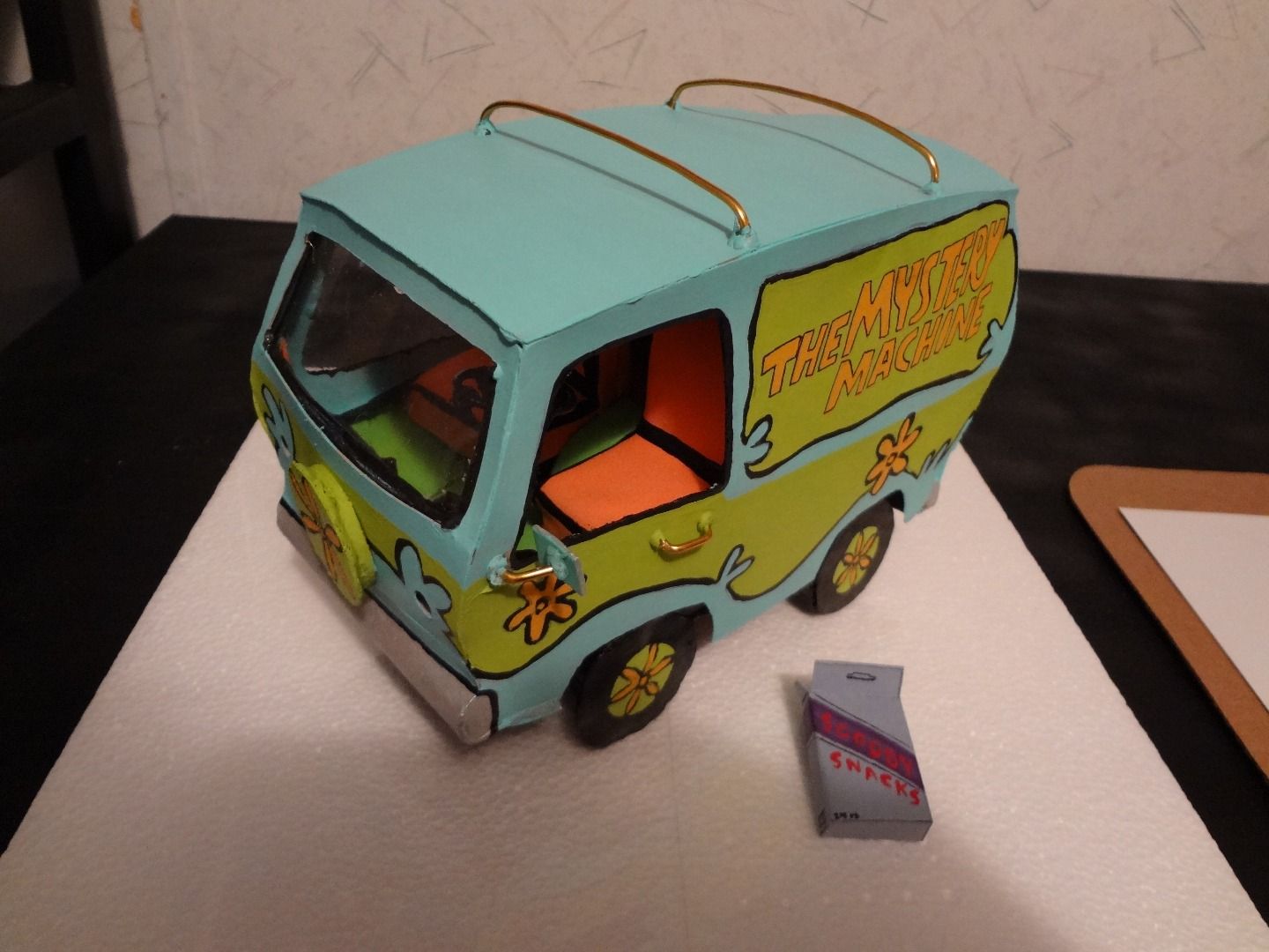 Scooby Doo Cardboard Electric Mystery Machine : 5 Steps - Instructables