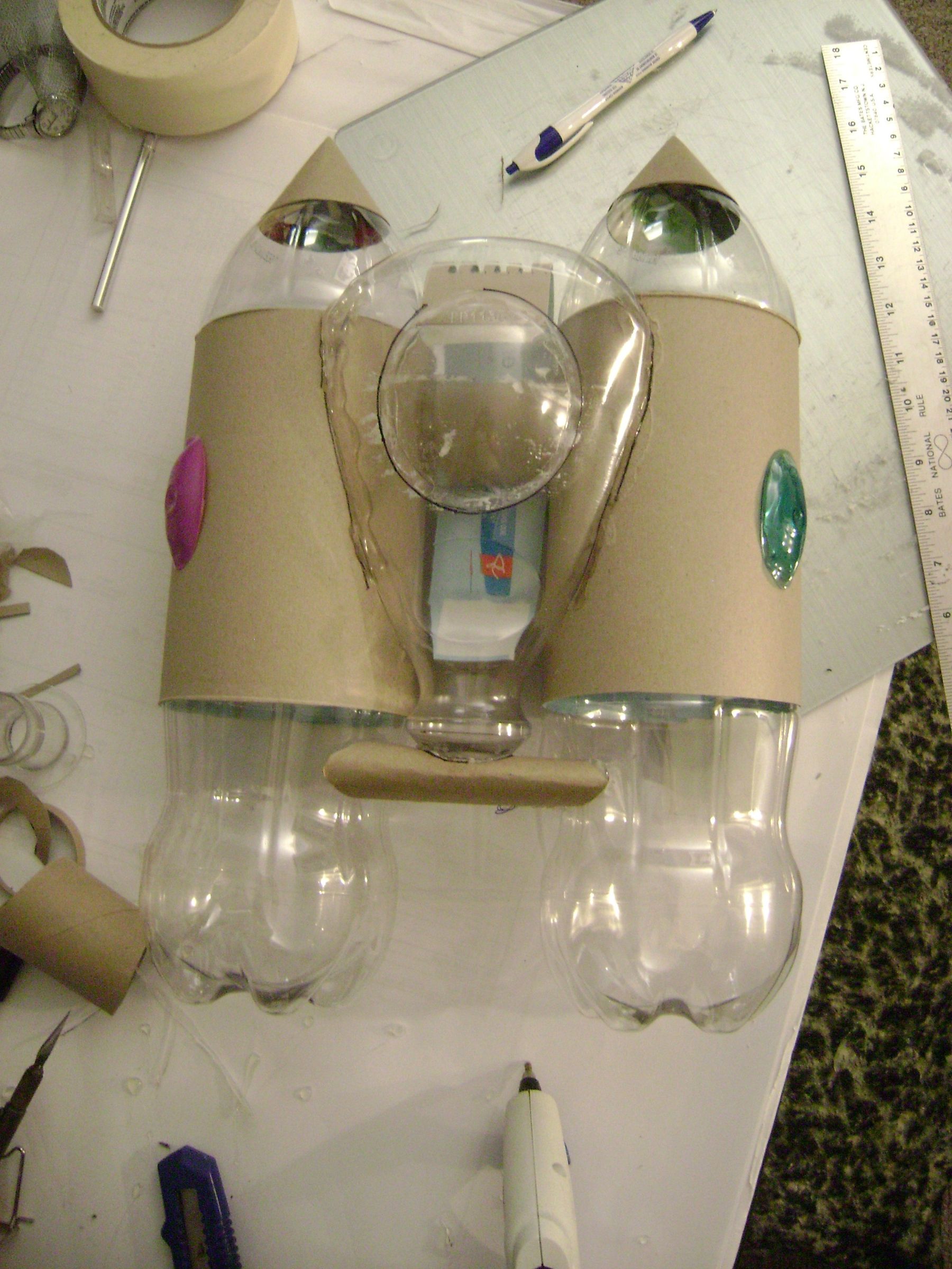 Rocketeer Rocket Pack From Trash : 8 Steps (with Pictures) - Instructables
