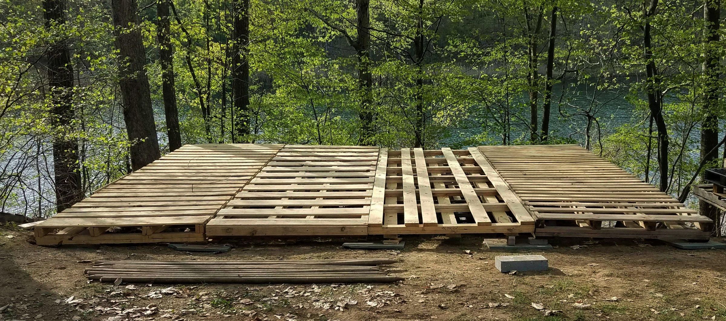 Pallet Man-shed, One-man Build, Building the Deck. Part Two. : 6 Steps ...