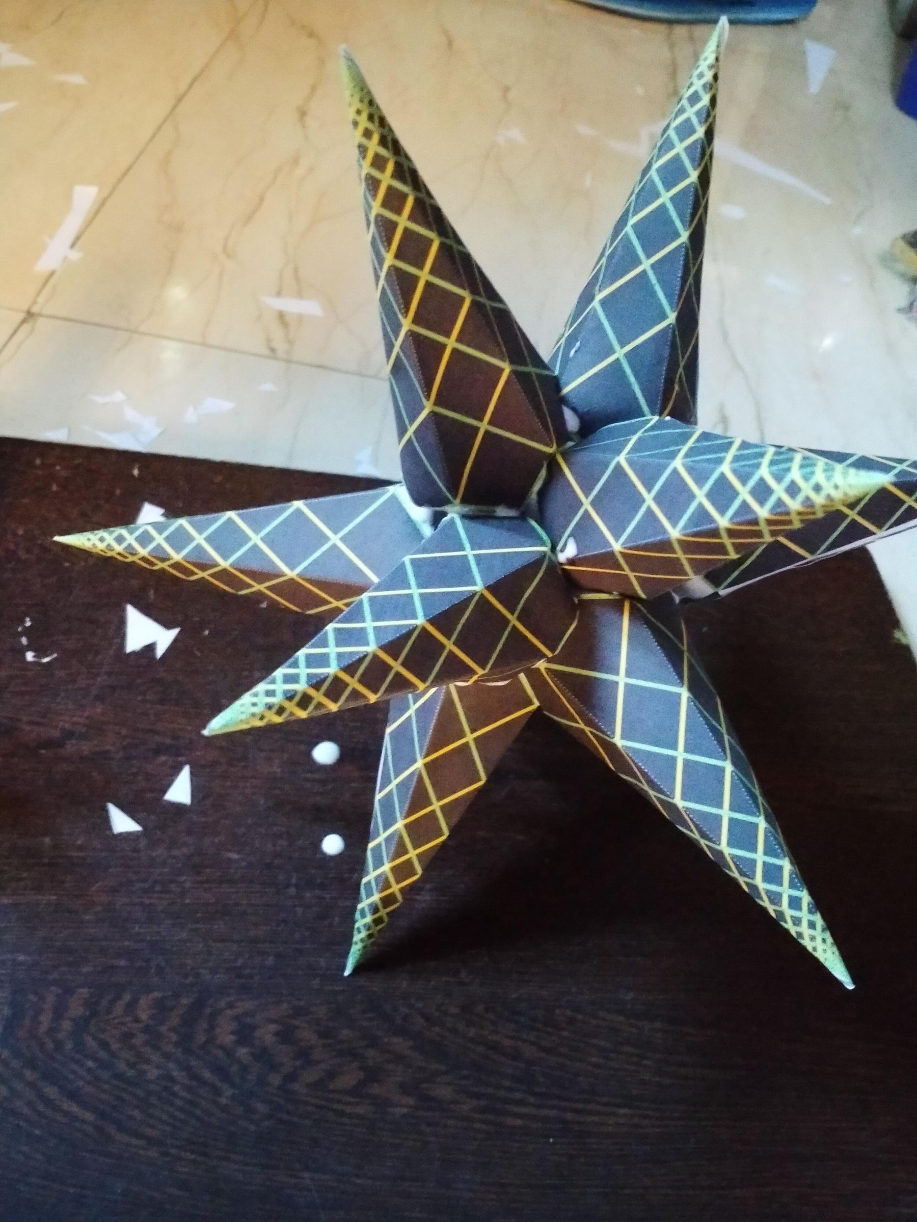Black Star – Paper Polyhedron : 3 Steps (with Pictures) - Instructables