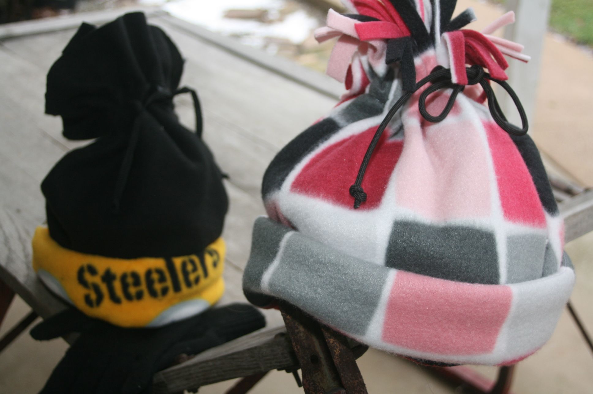 BEANIE BAG! the Hat That Transforms Into a Bag!! : 12 Steps (with ...