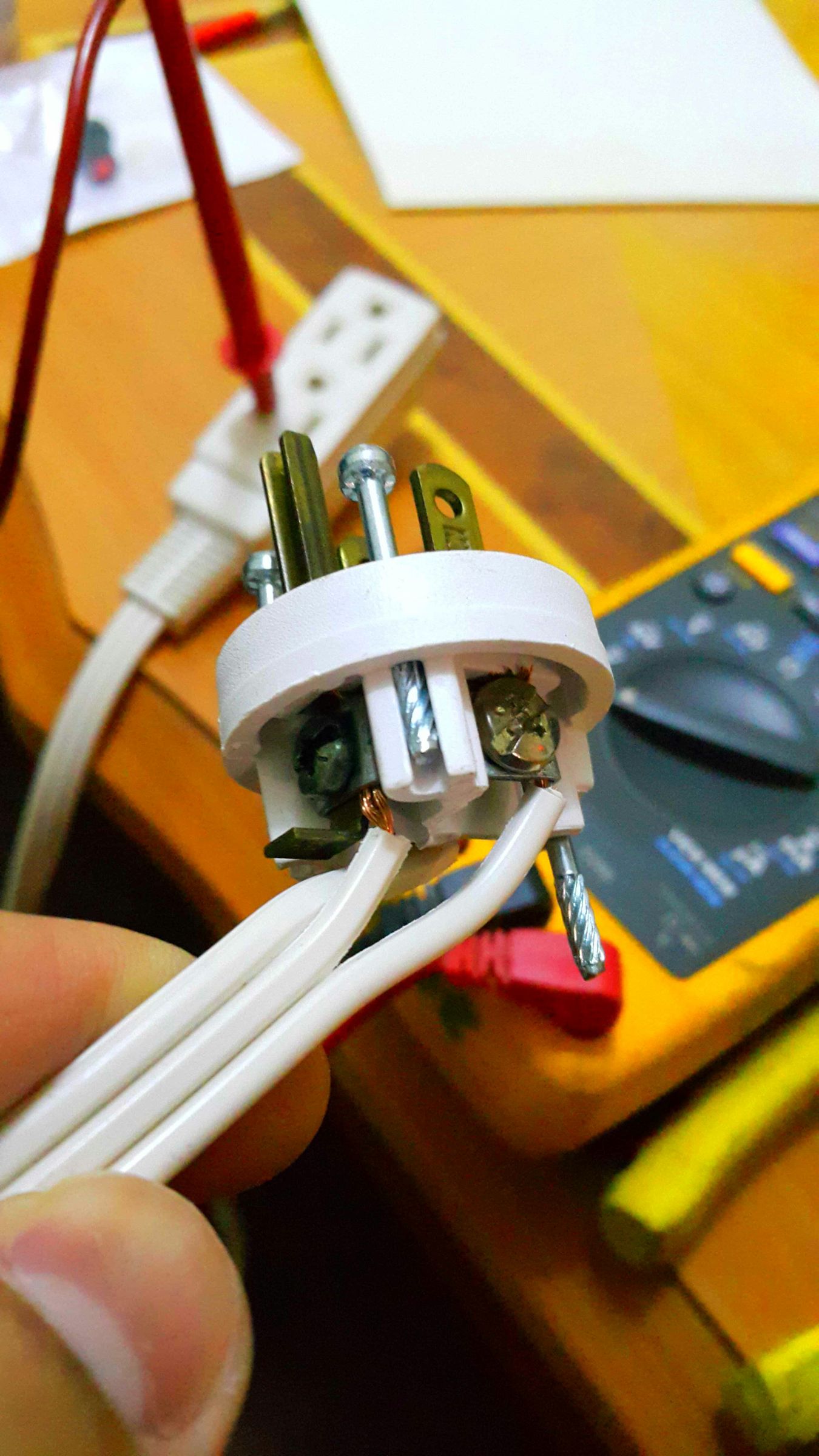 Repairing an Electrical Extension Chord. : 5 Steps - Instructables