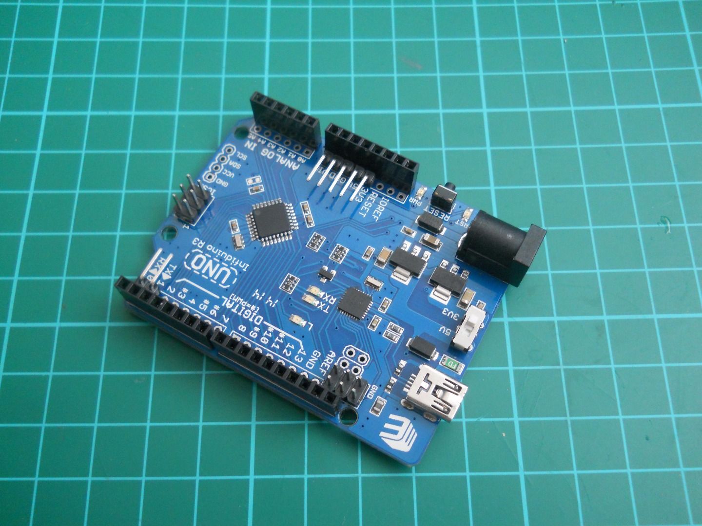 DIY Bluetooth Phone Controlled BB-8 Droid With Arduino UNO : 40 Steps ...