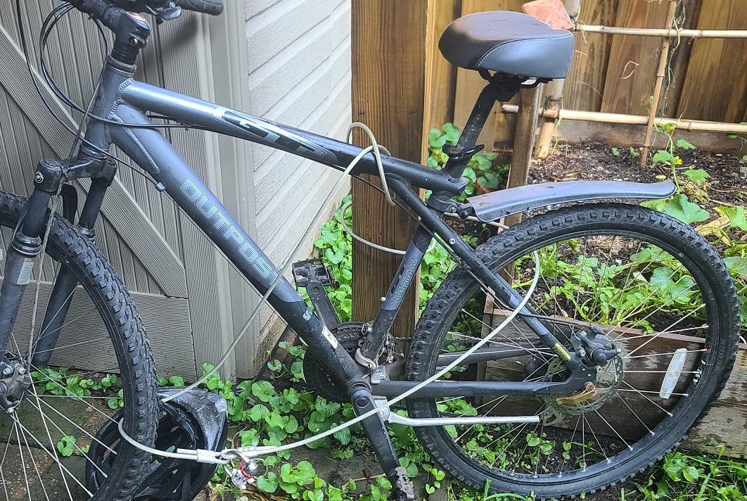 Easy Extended Bike Lock That Locks the Frame, BOTH Wheels, and Helmet ...