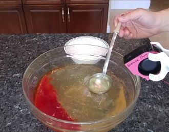How to Strain Grease From Hot Broth : 5 Steps (with Pictures ...