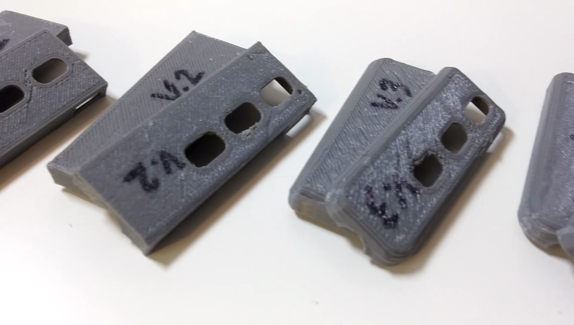 DIY Bluetooth Adapter for ANY Headphones : 11 Steps (with Pictures ...