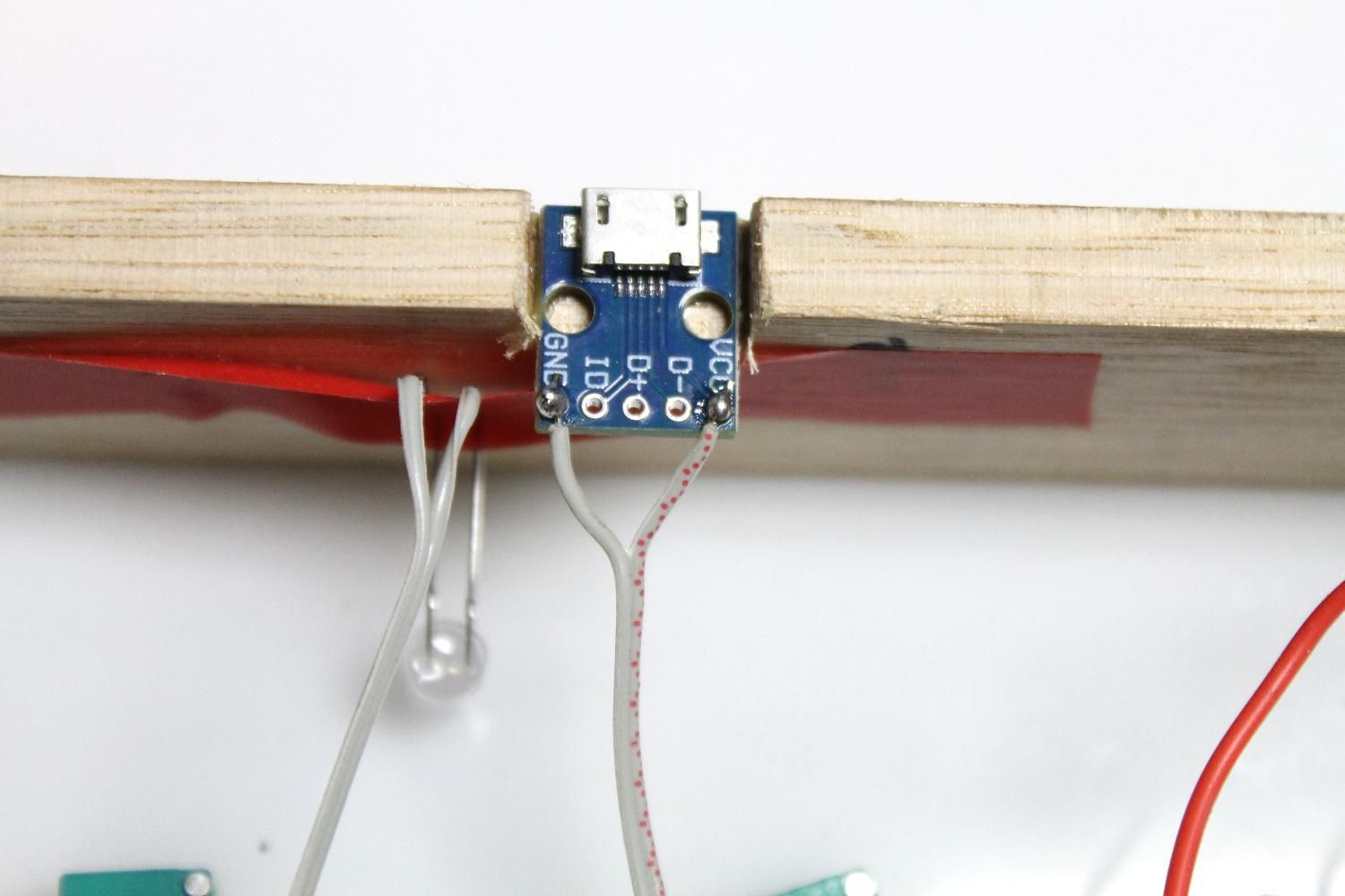 555 Fizzle Loop Synth V4 : 12 Steps (with Pictures) - Instructables