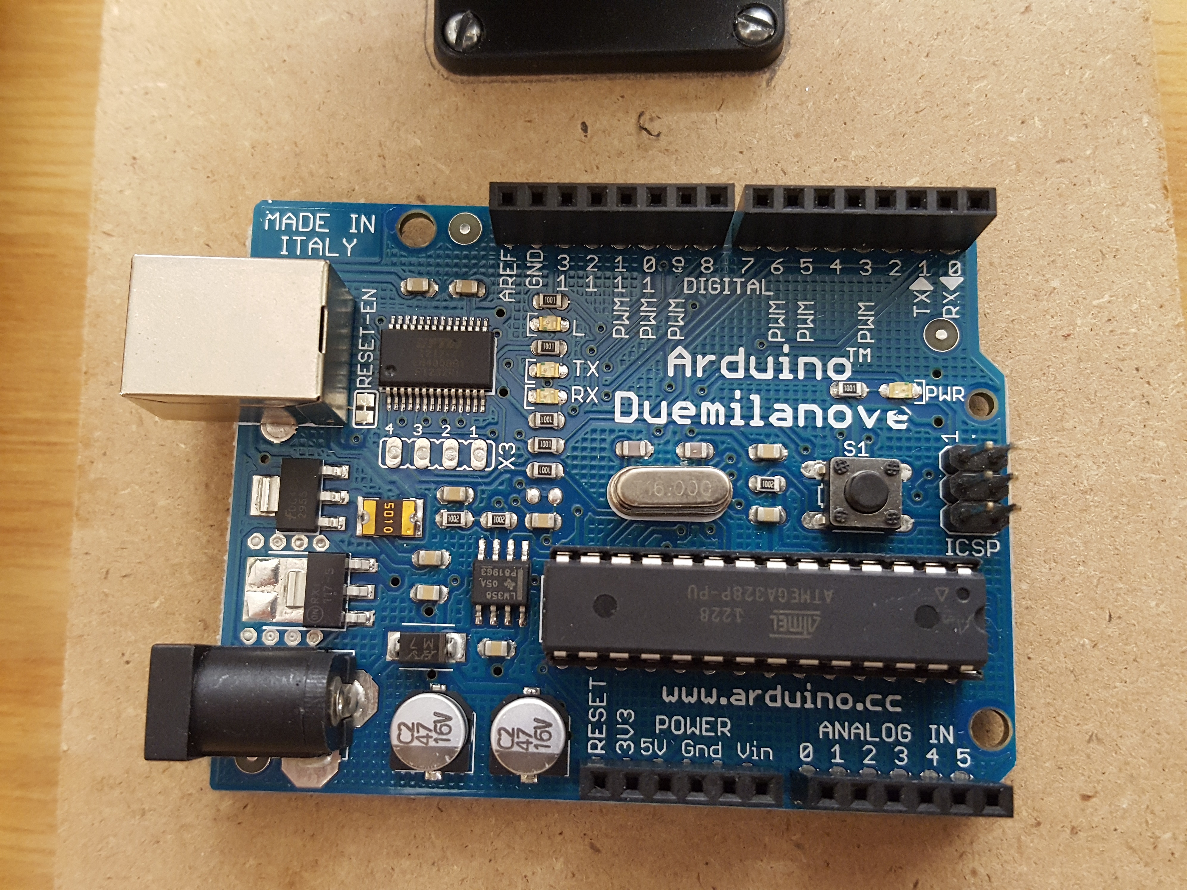 Wireless (RF) Remote Controlled Servo Based Pan/Tilt Using Arduino With ...