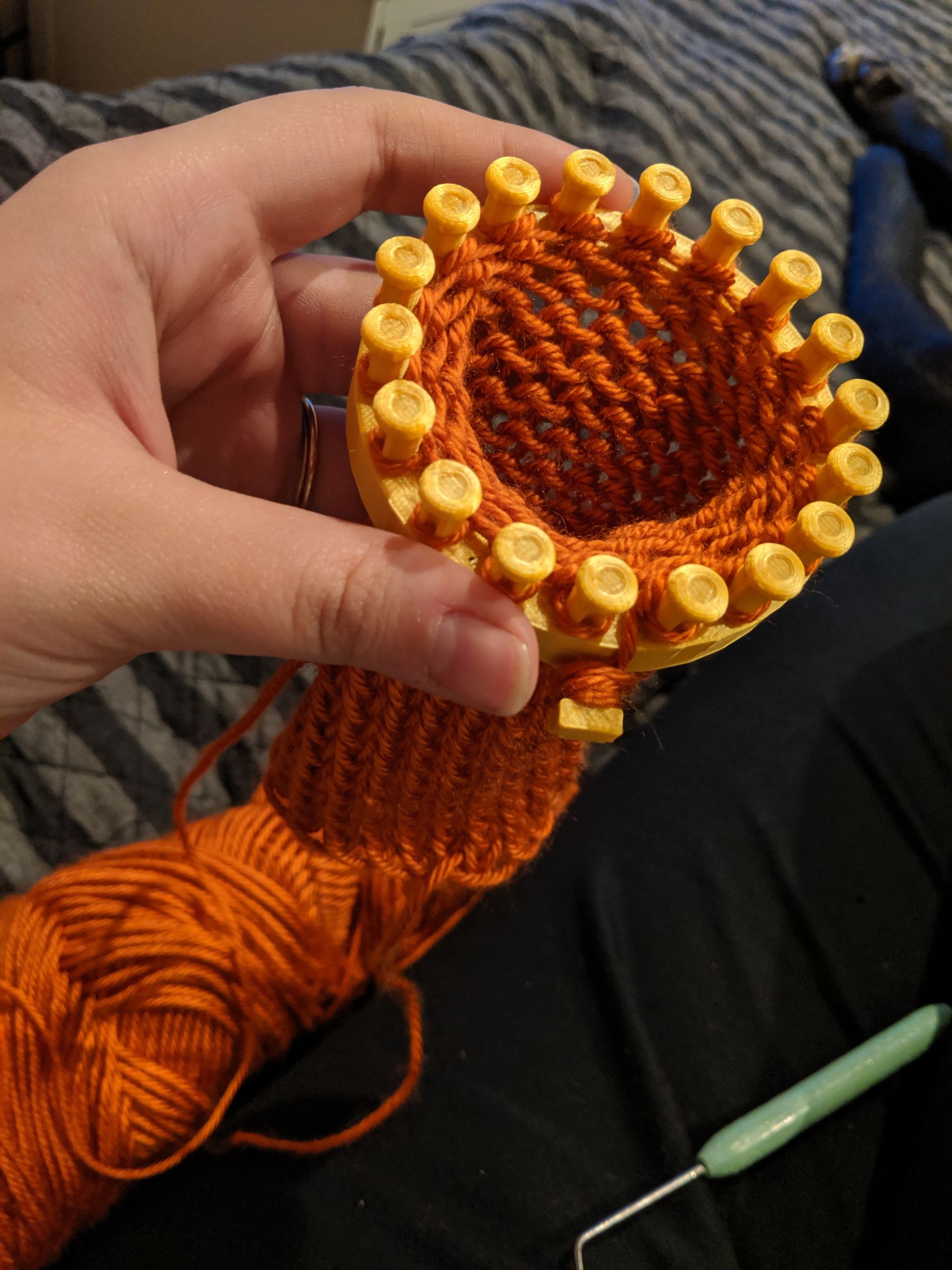 3D-Printed Loom Knit Scarf : 11 Steps (with Pictures) - Instructables