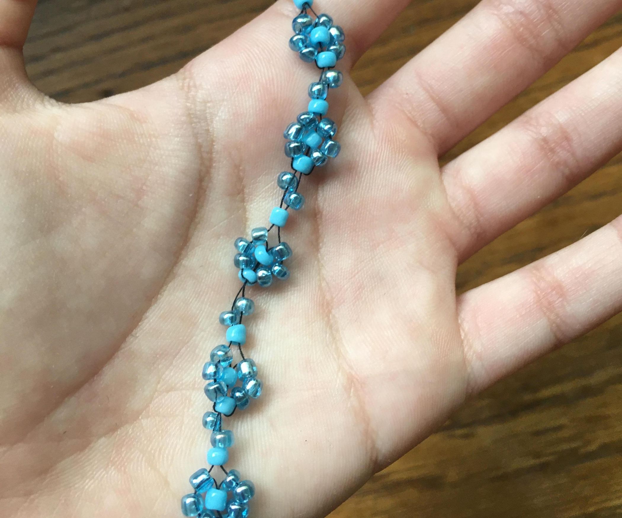 Blue Flower Beaded Bracelet : 3 Steps - Instructables