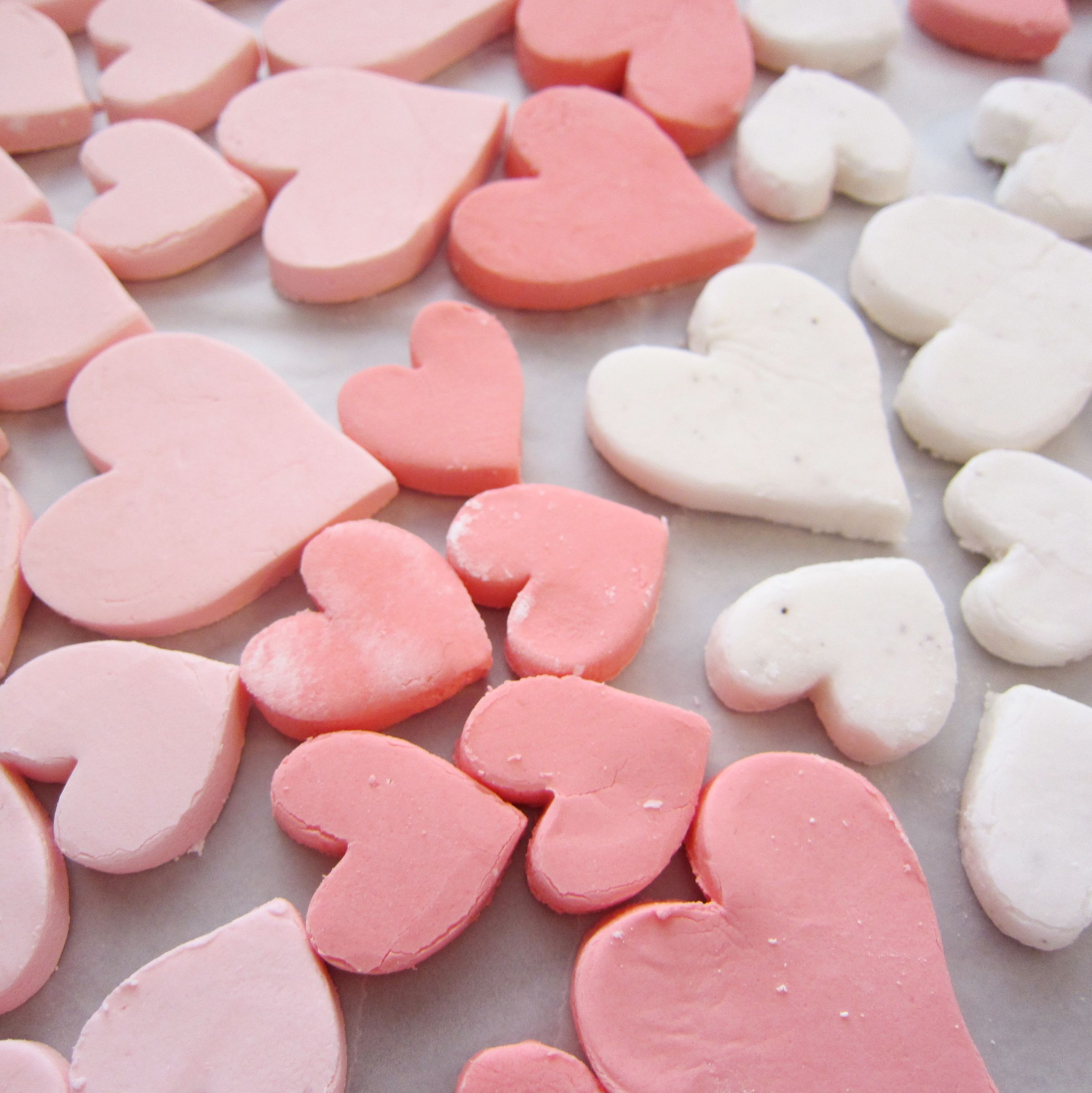 Homemade Candy Hearts : 4 Steps (with Pictures) - Instructables