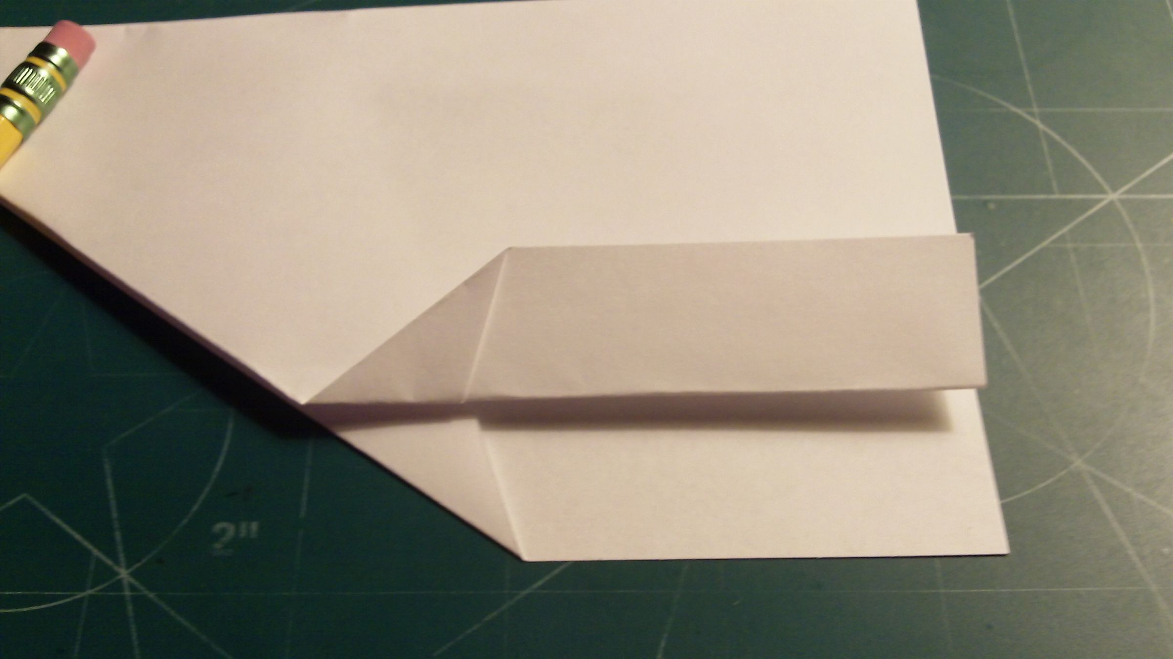 How to Make the Comet Paper Airplane : 6 Steps - Instructables