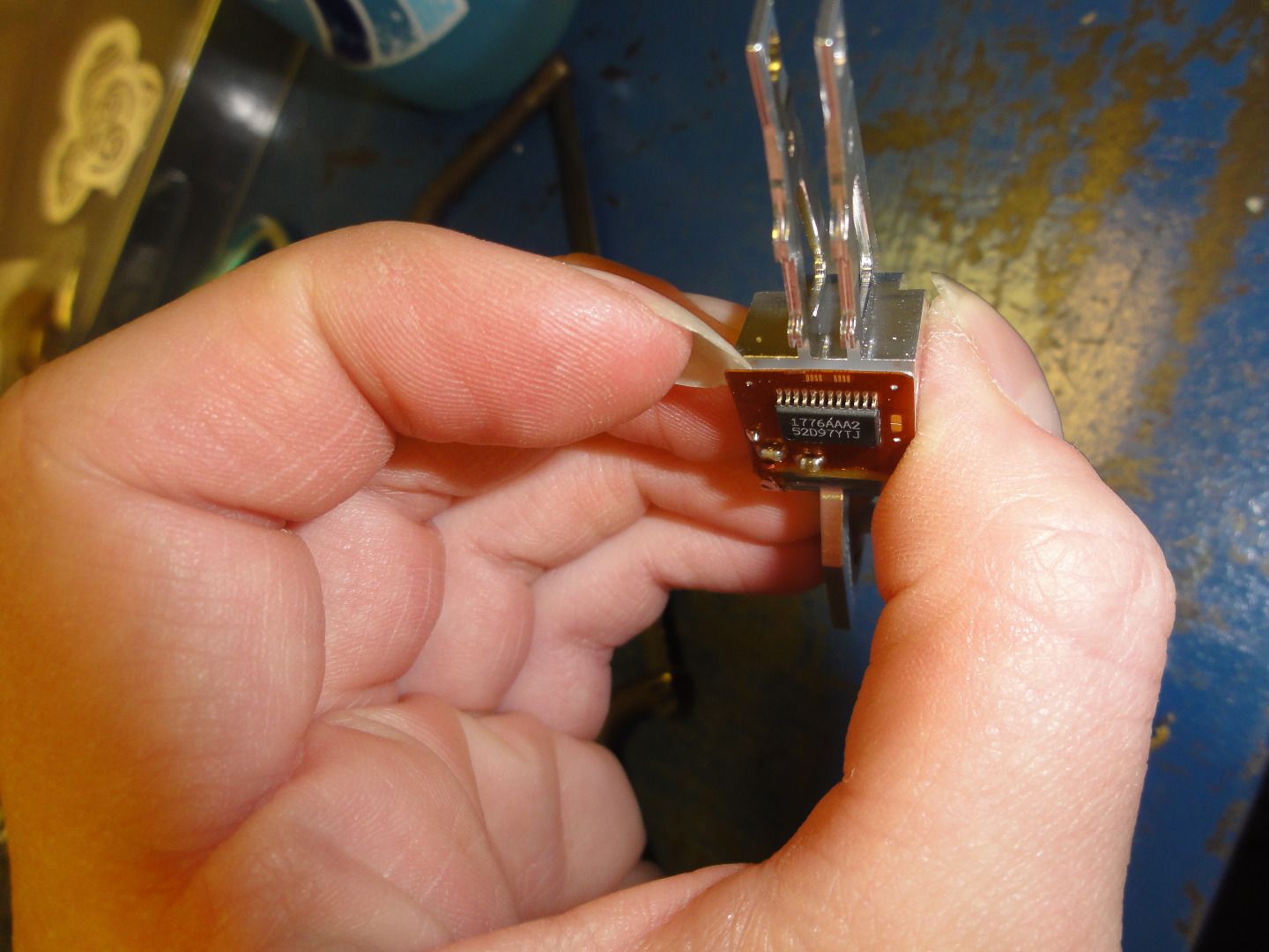 Harddisk Actuator Arm Jewellery : 7 Steps (with Pictures) - Instructables