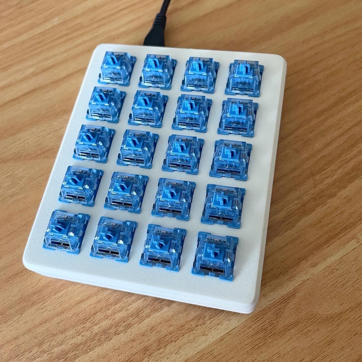 Pico Based Number Pad: Part 1 and 2 : 6 Steps (with Pictures ...